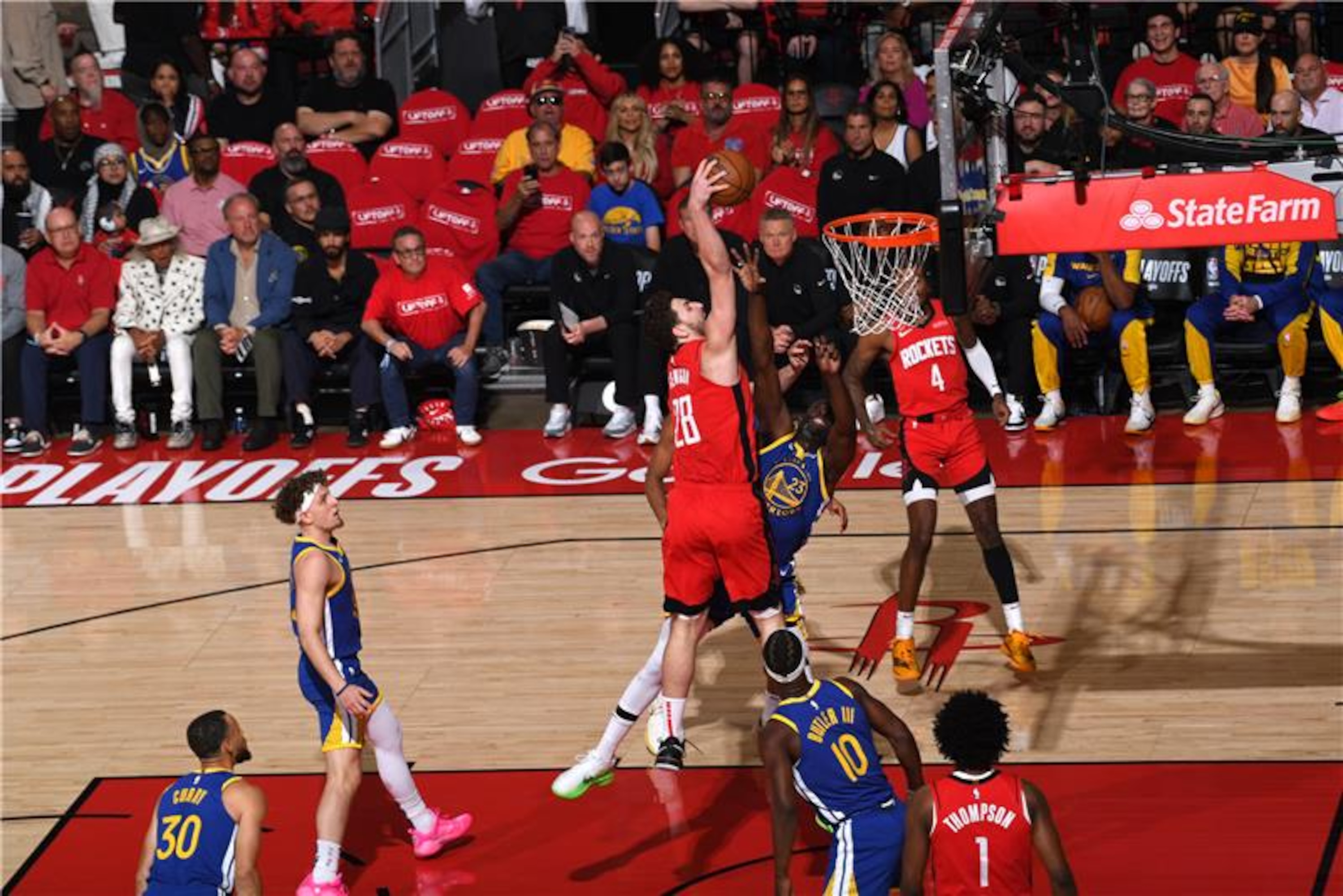 Alperen Sengun Dunks on Draymond Green, Stuns NBA Fans During Warriors ...