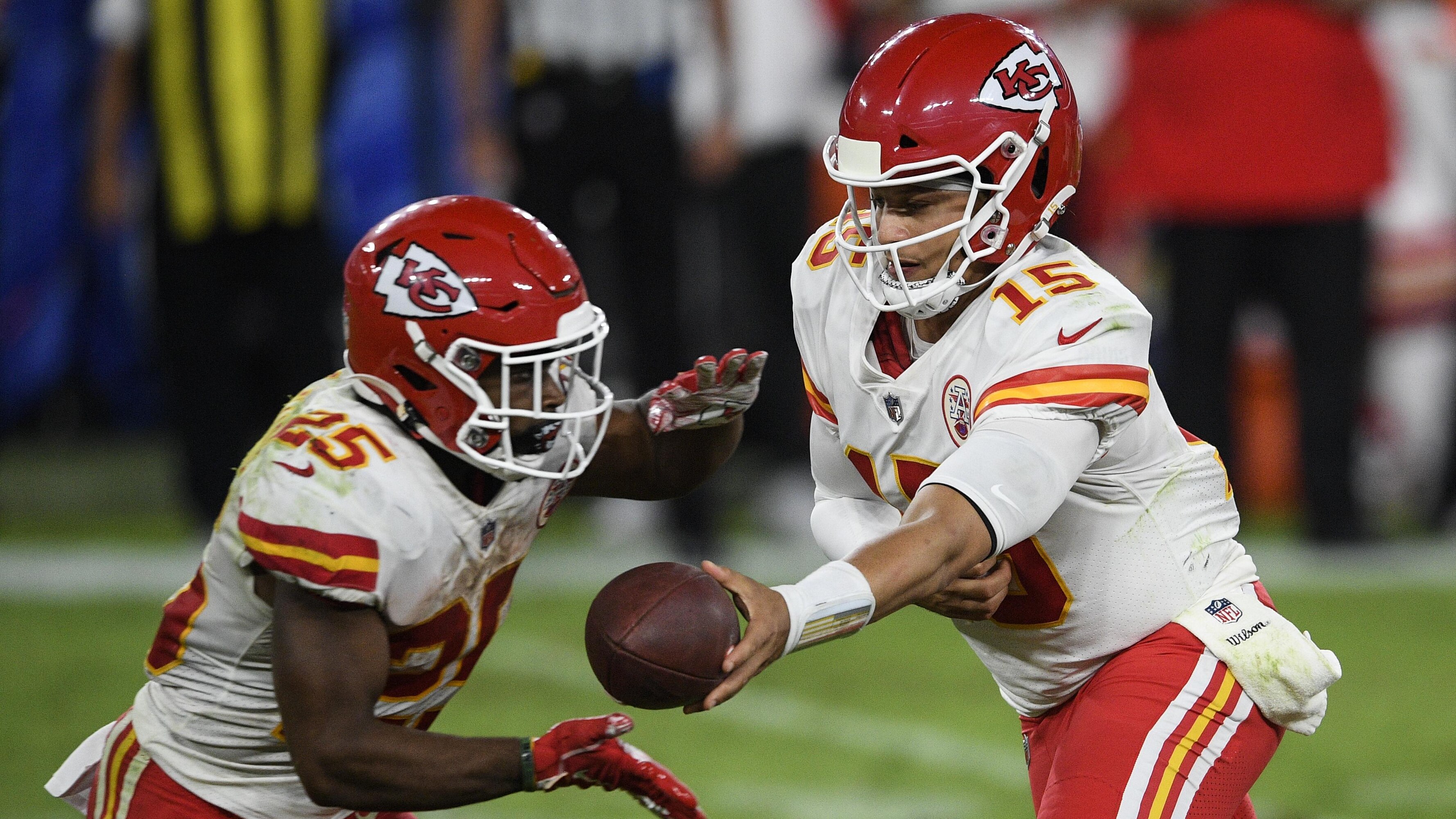 Chiefs, Patriots, Chargers, Texans Linked to RB Trade Before Deadline ...