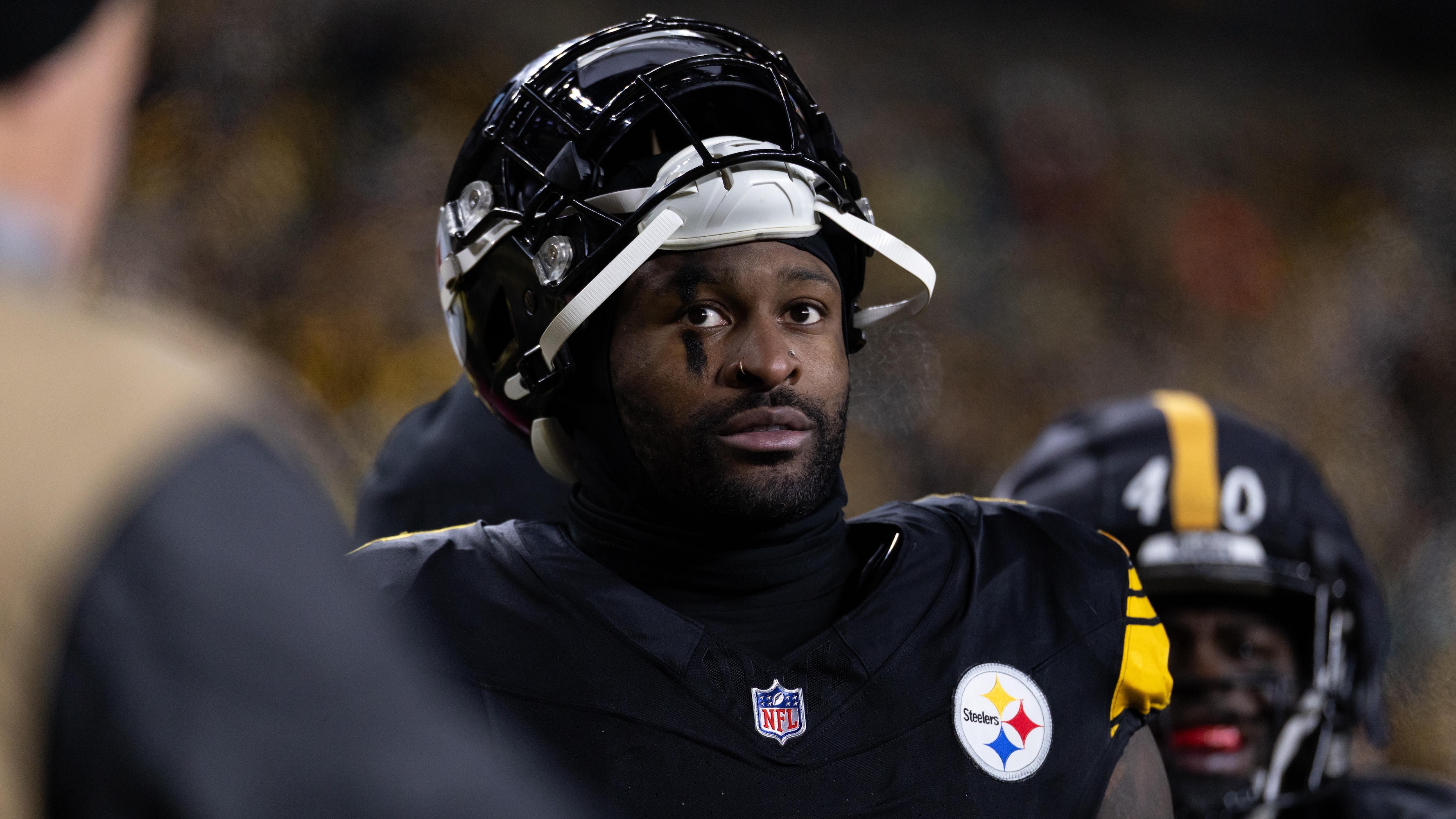 DK Metcalf Suspended, Updates on Steelers WR After Hitting Lions Fan in ...