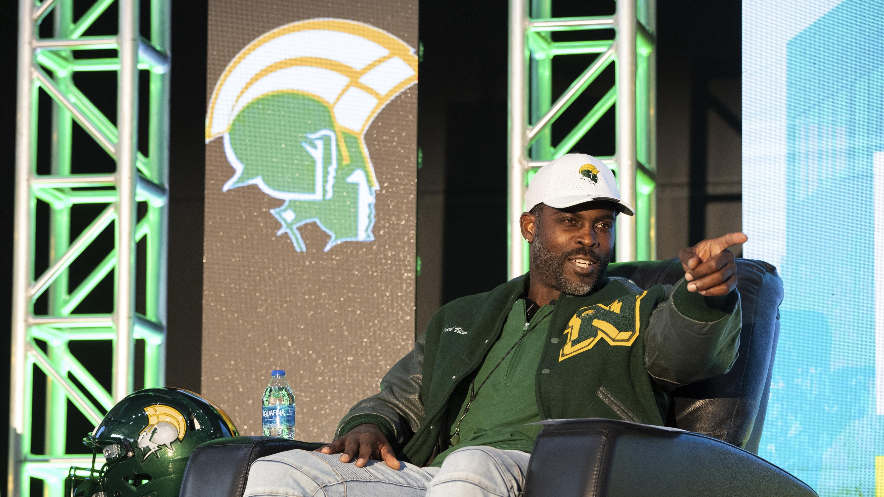 Michael Vick's Norfolk State Loses to Rutgers, Drops to 1-2 After Win ...