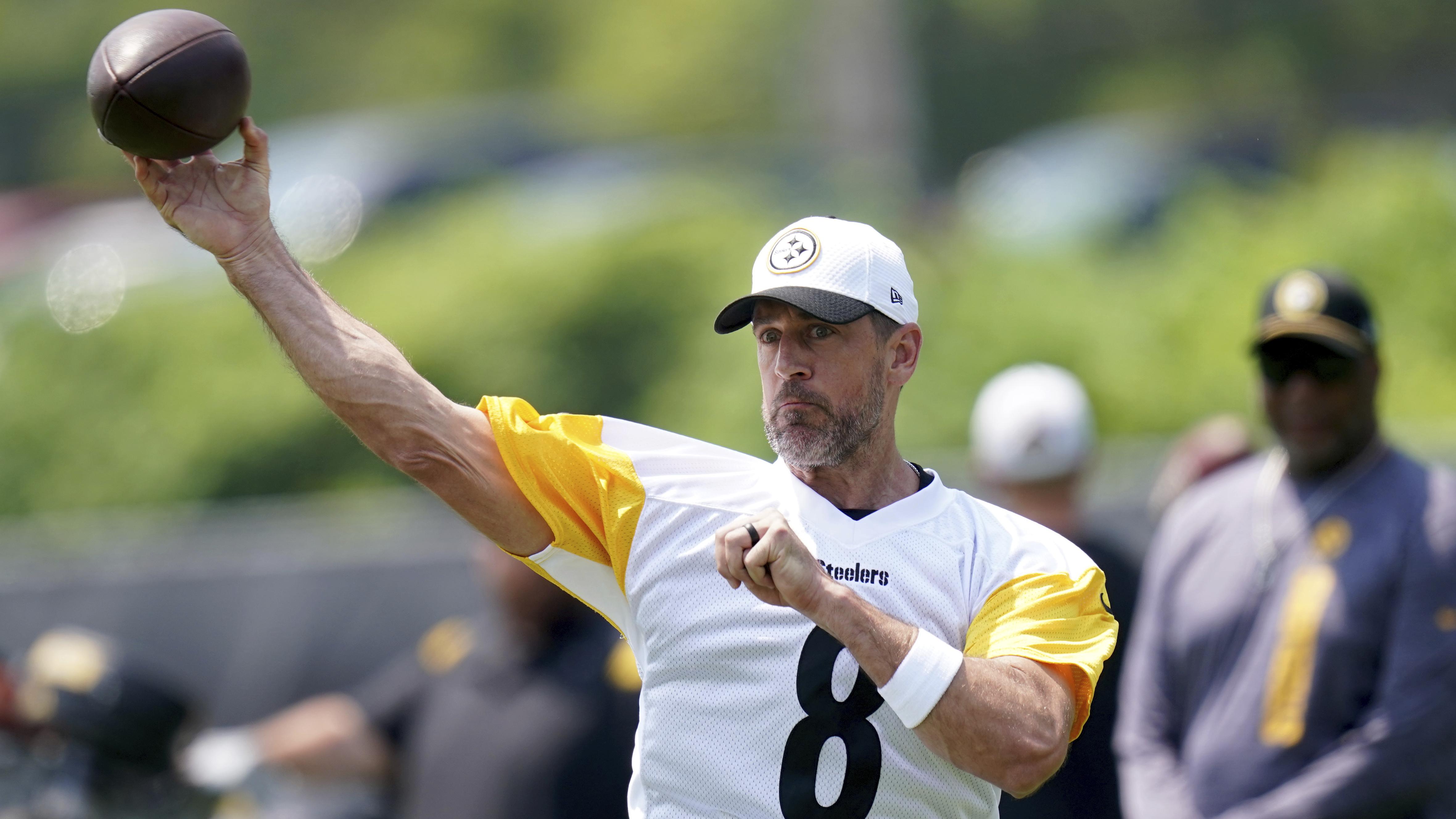 T.J. Watt Trade Reportedly Eyed by 'Multiple Teams' Amid Steelers Contract Holdout