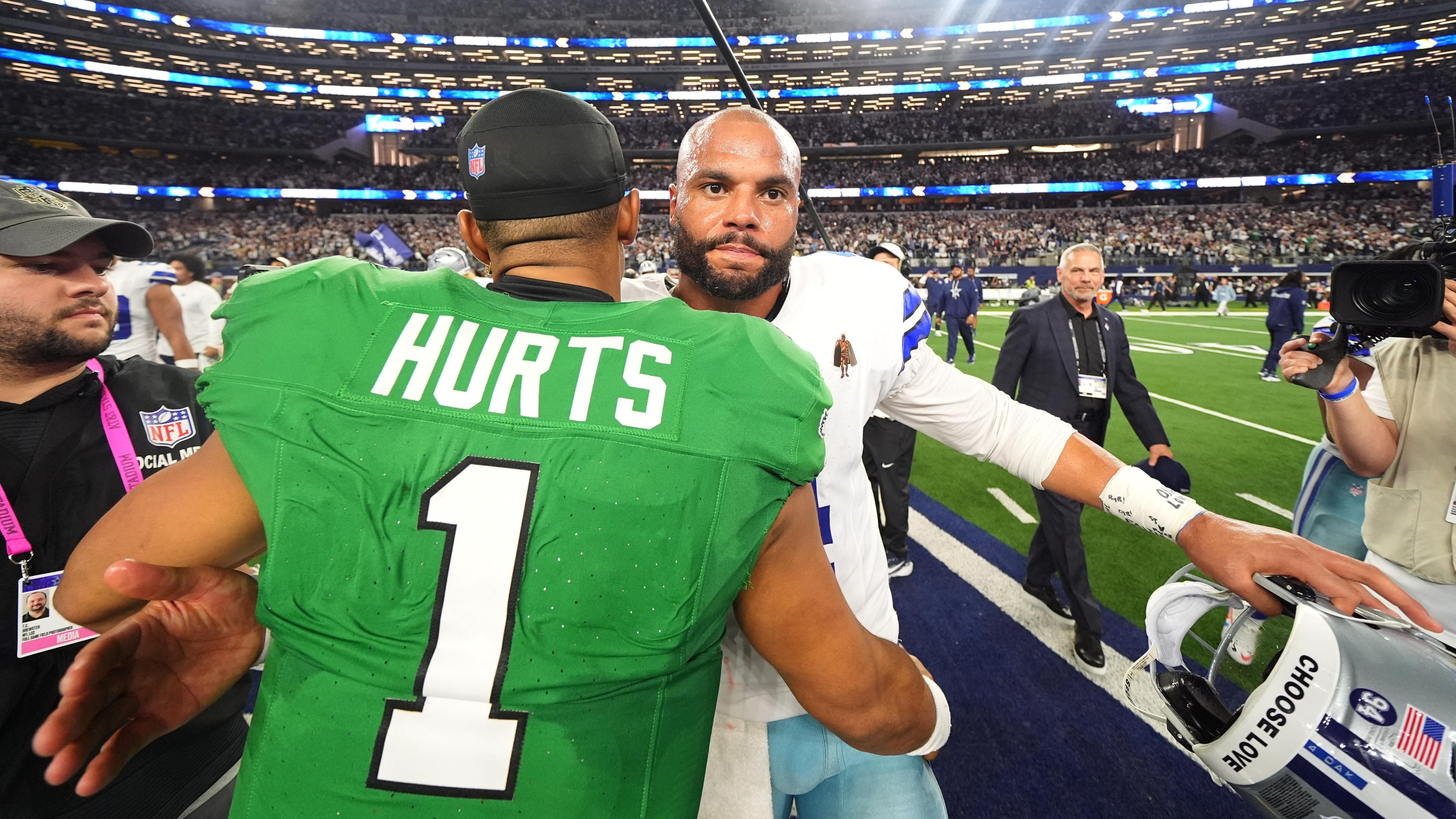 Eagles-Packers Disappoint NFL Fans with Scoreless 1st Half as Hurts ...