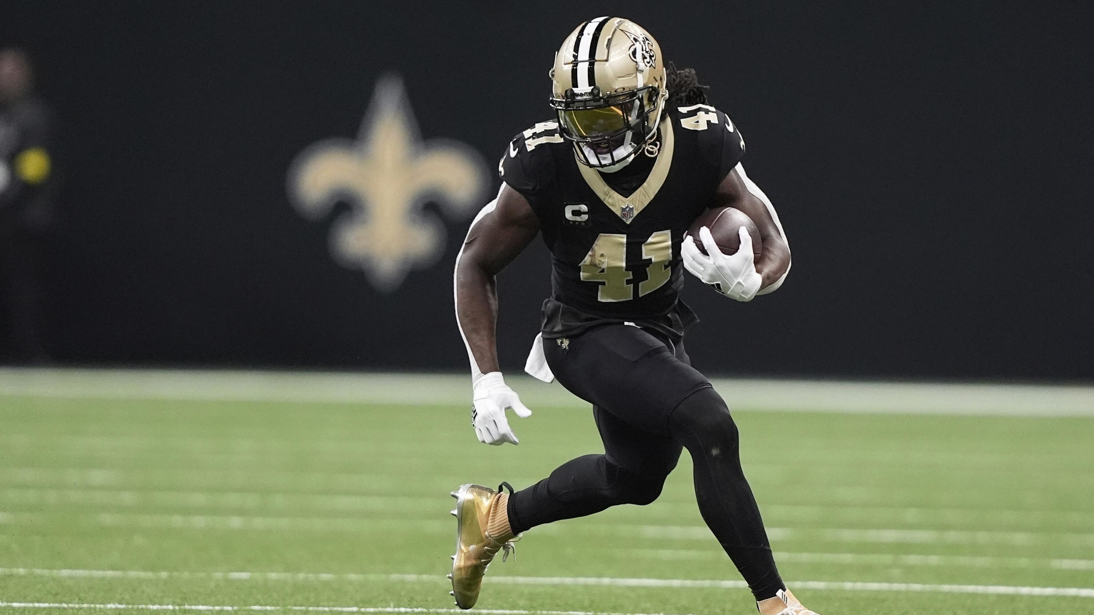Saints' Kellen Moore Addresses Alvin Kamara's Future After Travis ...