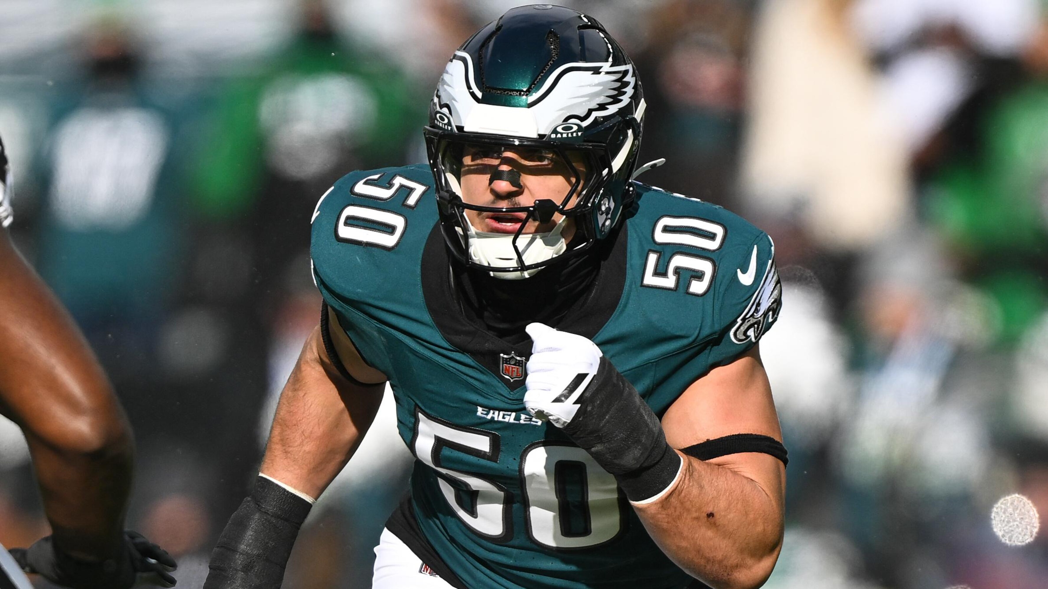 Jaelan Phillips, Panthers Reportedly Agrees to Contract After Eagles ...