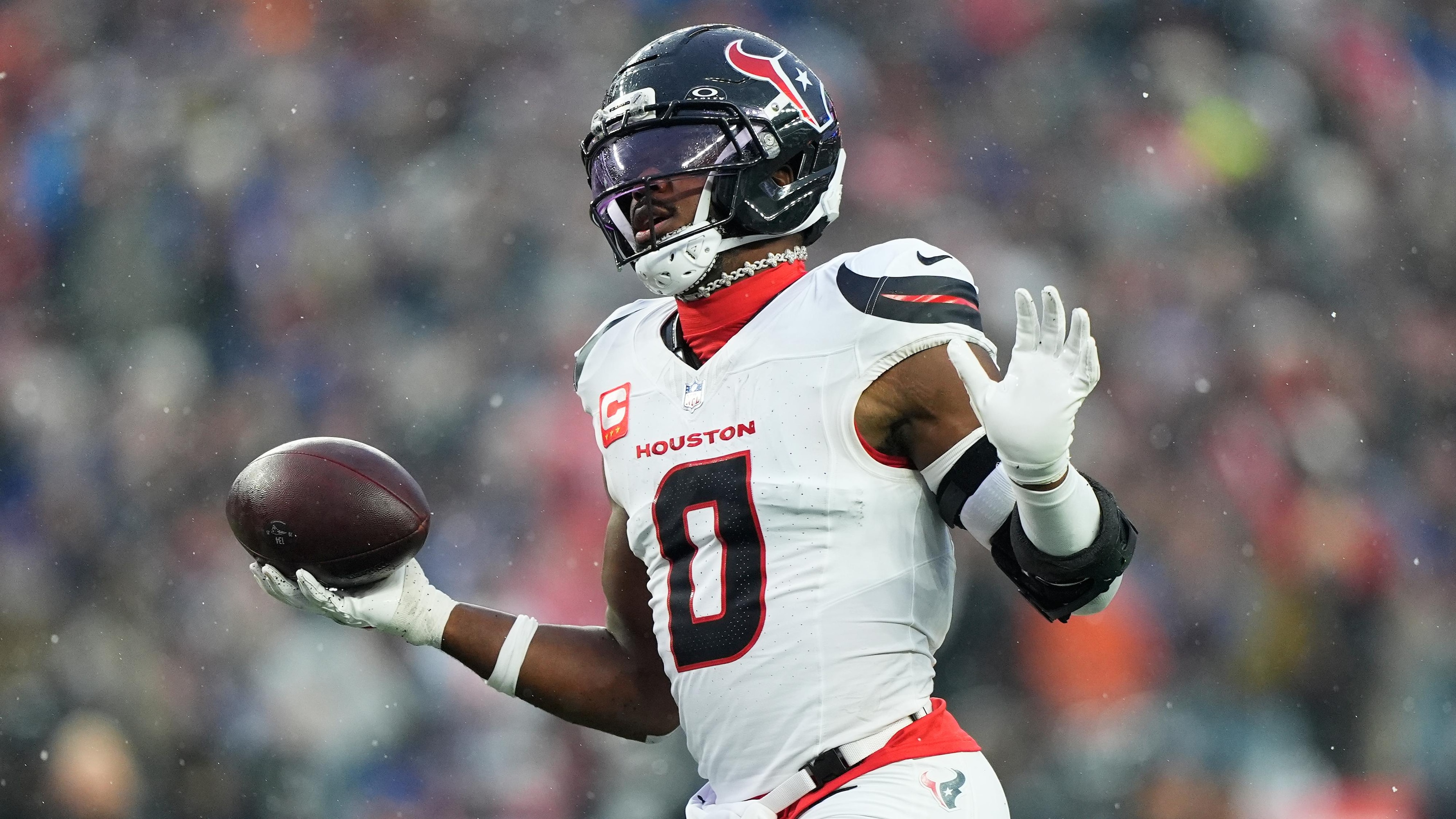 New Cowboys Trade Rumors Reveal Azeez Al-Shaair Interest Before Texans ...