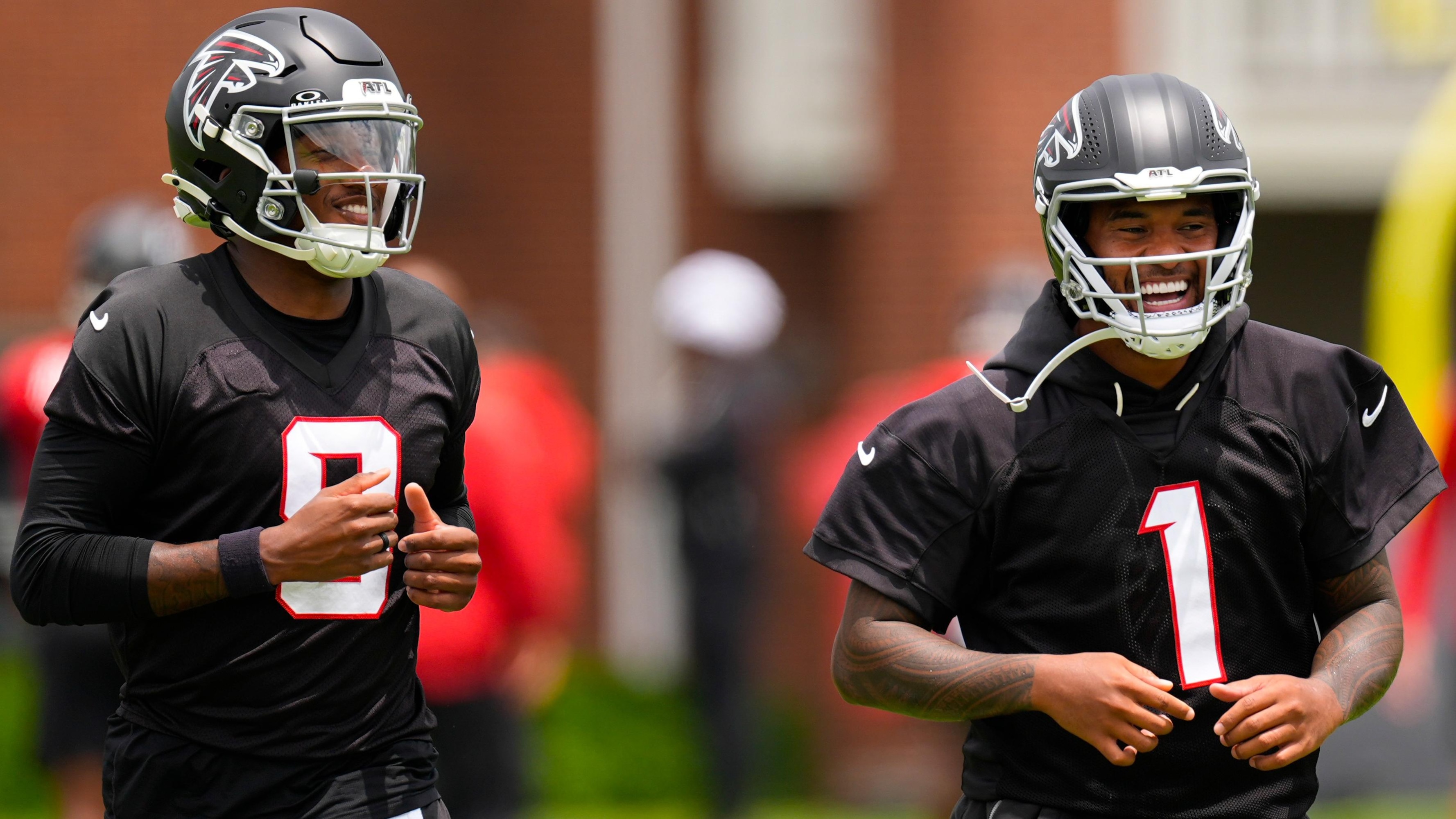Tua-Penix QB1 Battle Updated by Falcons OC amid OTAs, Latest Injury News