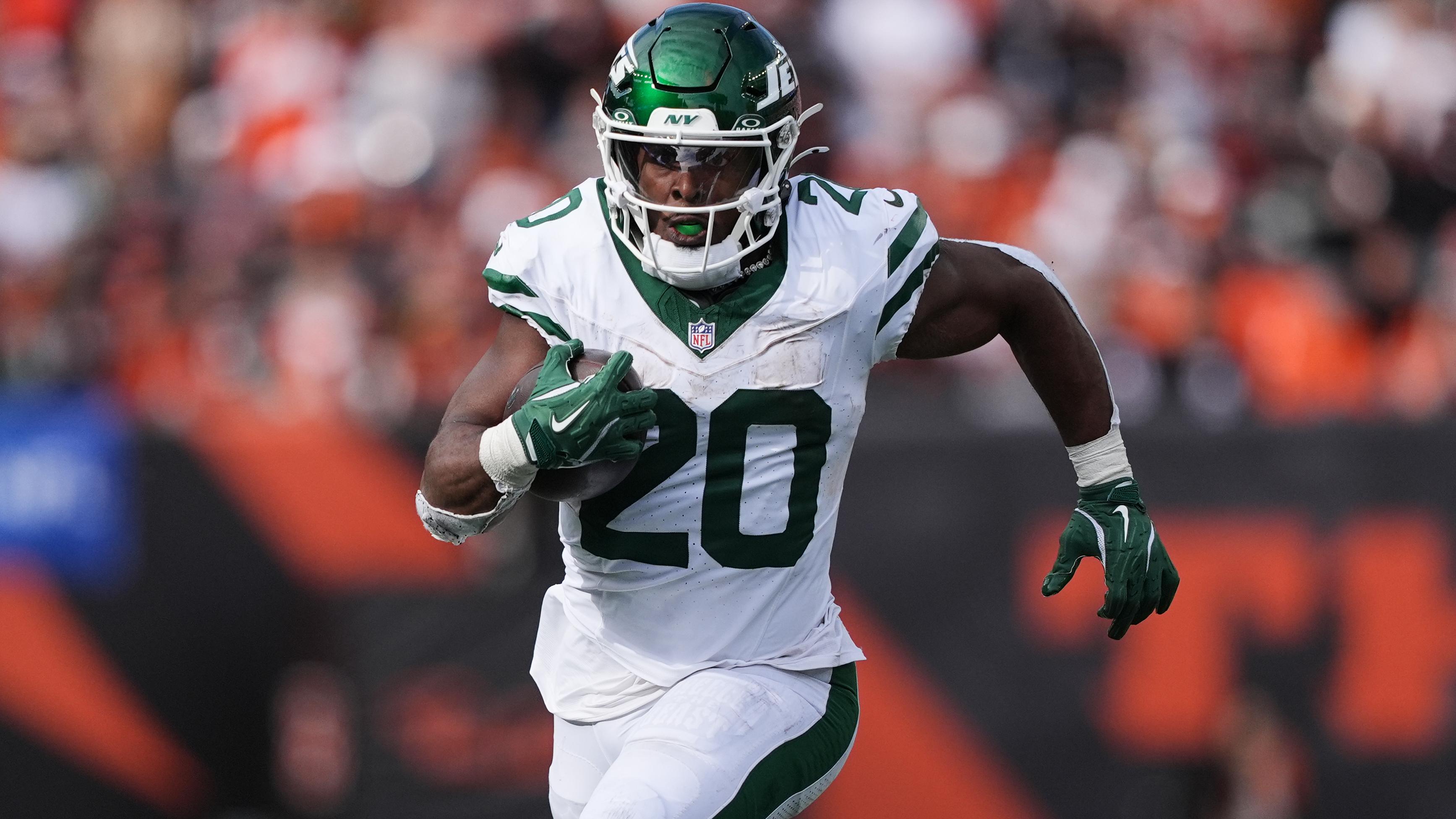 Breece Hall Trade Reportedly Pursued by Chiefs, Details on NFL Deadline ...