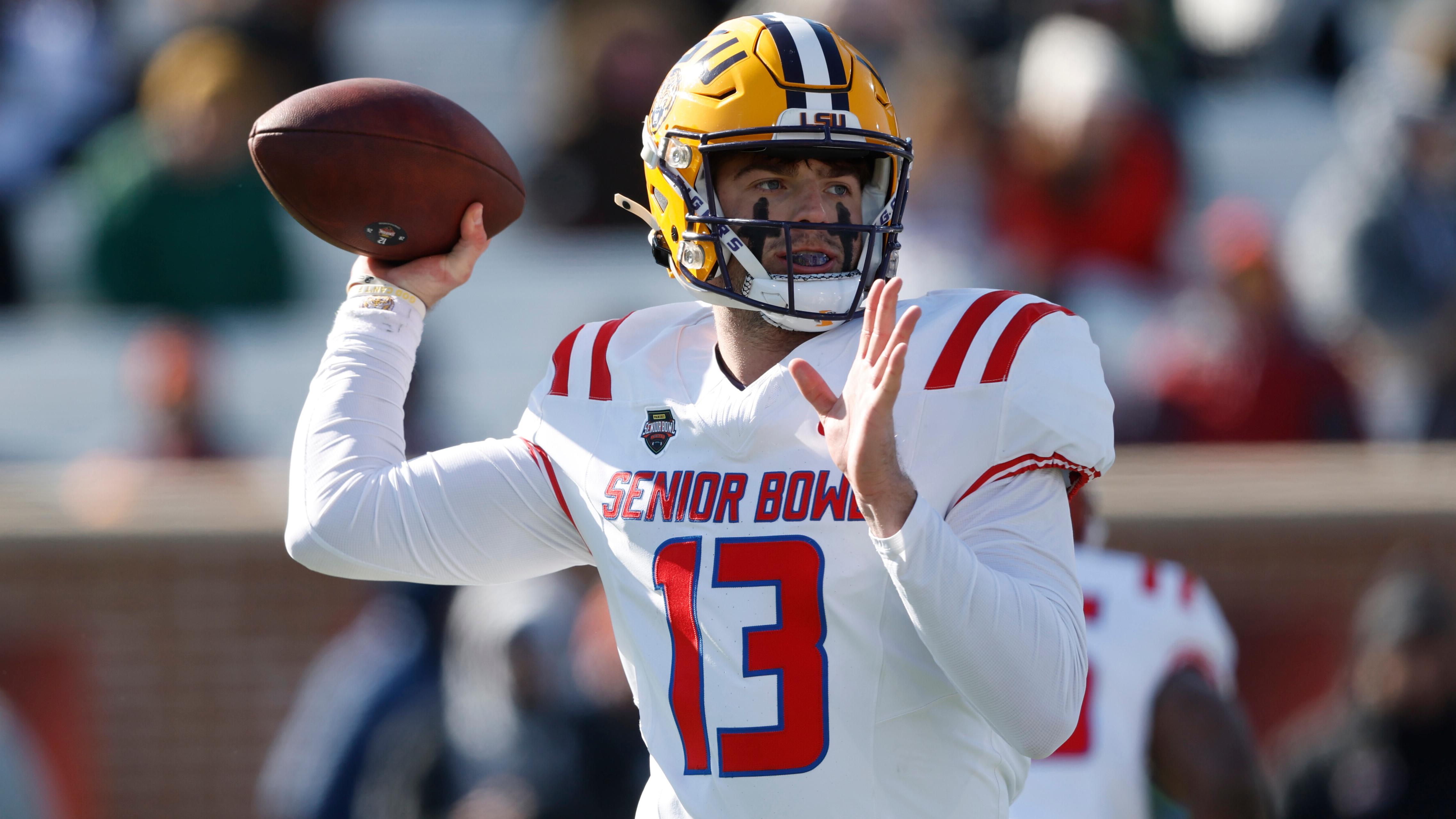 Kirk Herbstreit Gets Bo Nix to Overcome Fear of Dogs in Viral Video ...