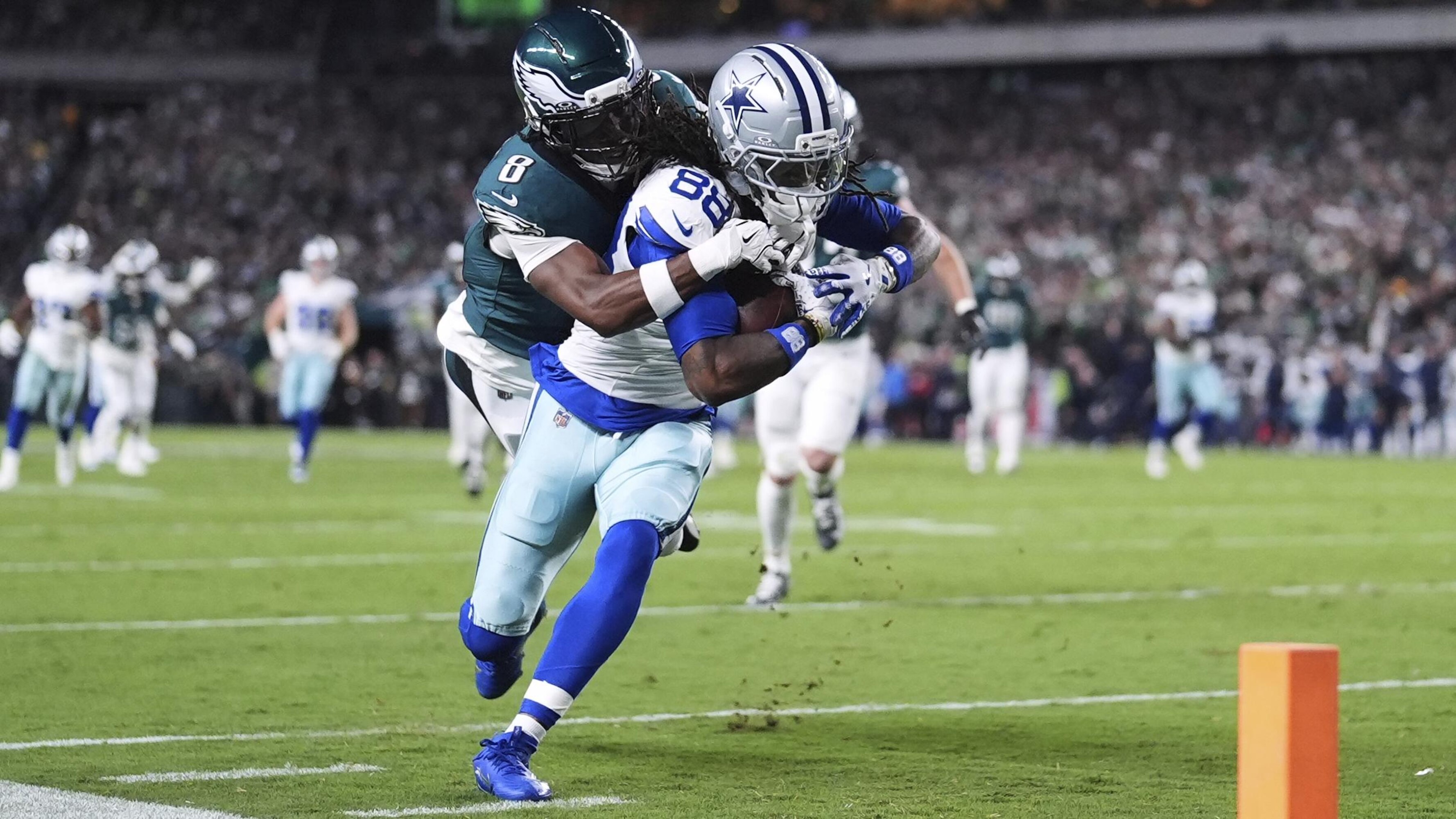Cowboys, Eagles Players Fight After Kickoff, Draw Unnecessary Roughness ...