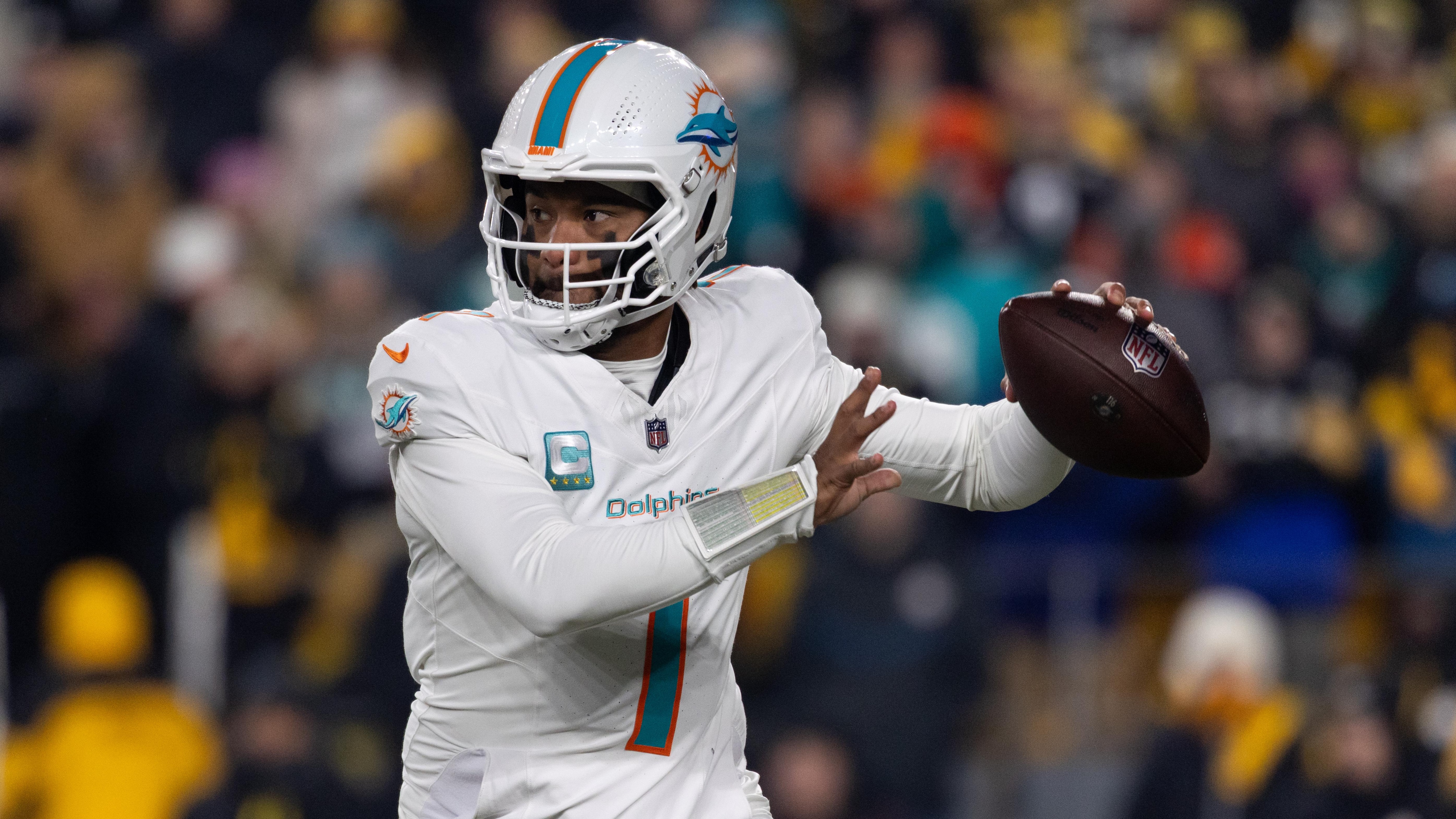 Examining Tua Tagovailoa's Contract and Impact on Dolphins' Salary Cap ...