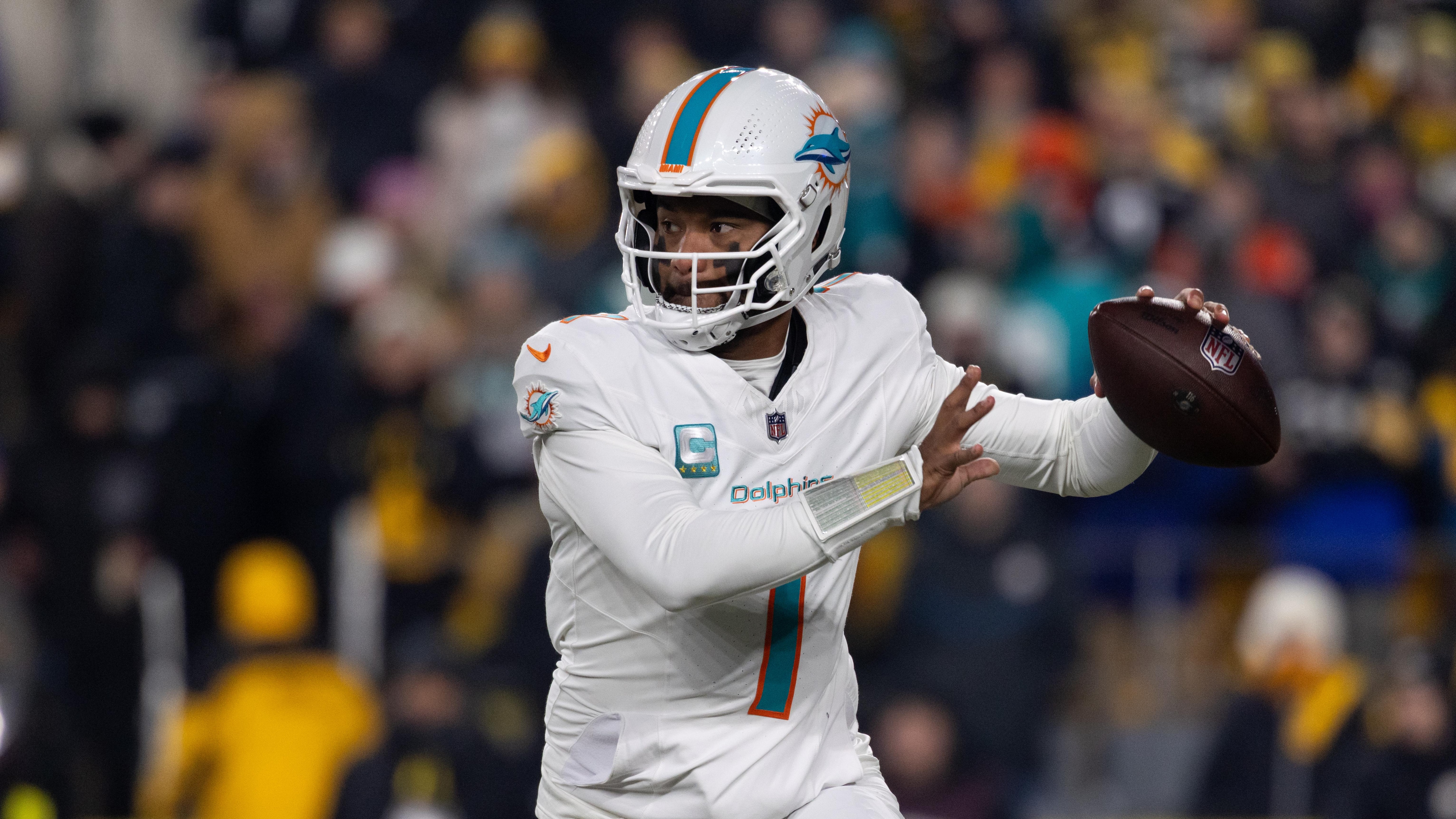 Tua Tagovailoa Rumors Reveal Dolphins' Plan for QB, How Move Would Affect Salary Cap