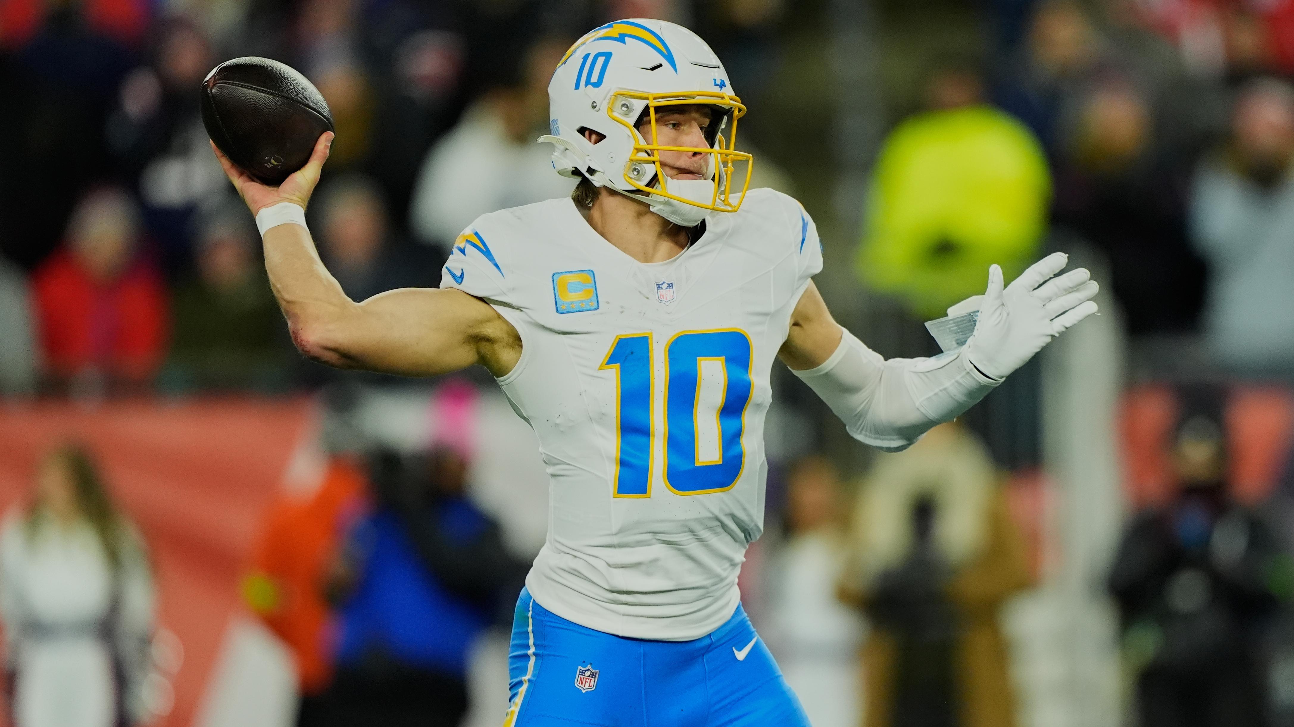 Justin Herbert Takes Blame, Harbaugh Gives Bold Quote on OC Greg Roman ...