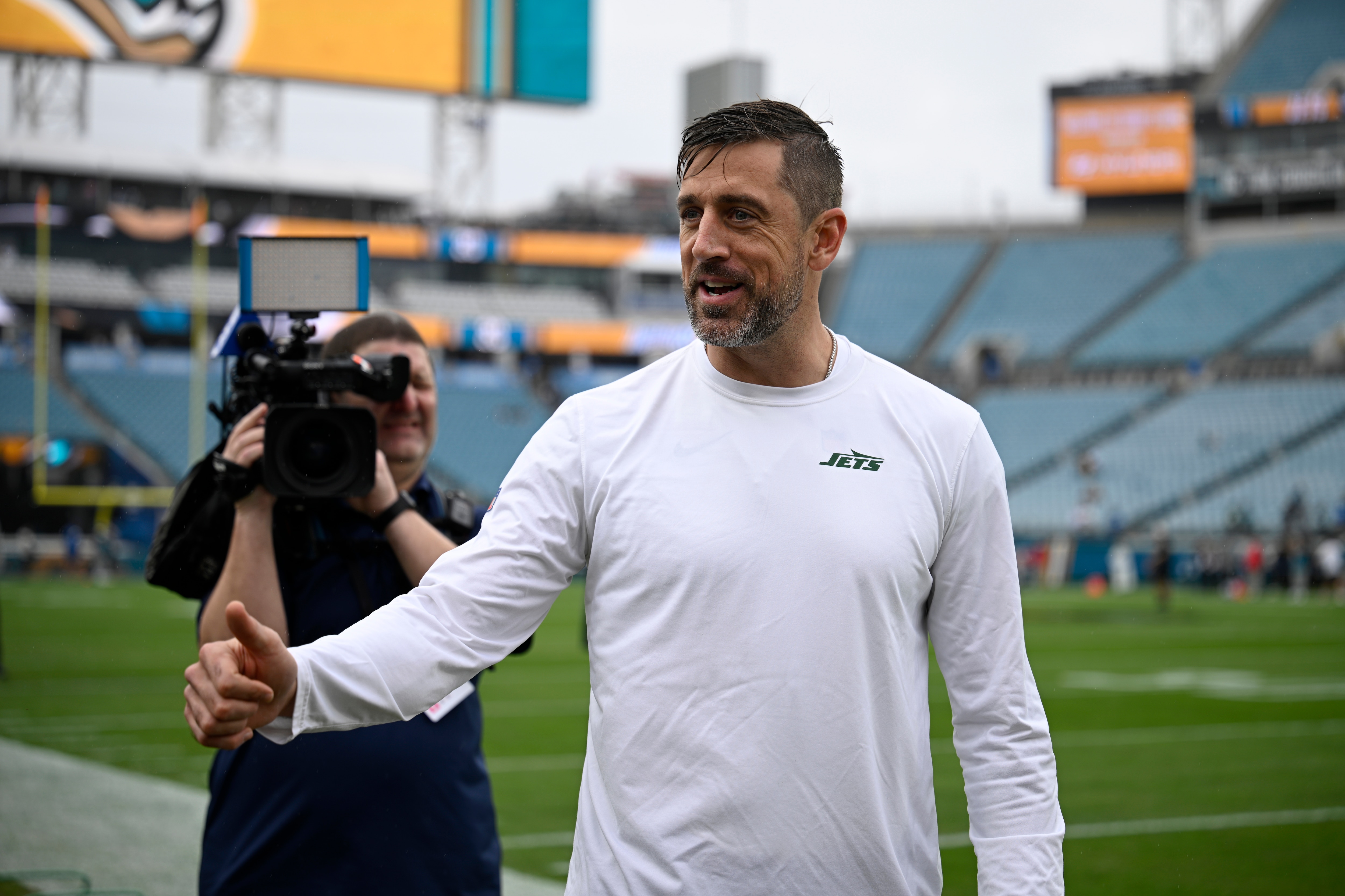 Aaron Rodgers, Derek Carr's Best Landing Spots After 2025 NFL Draft