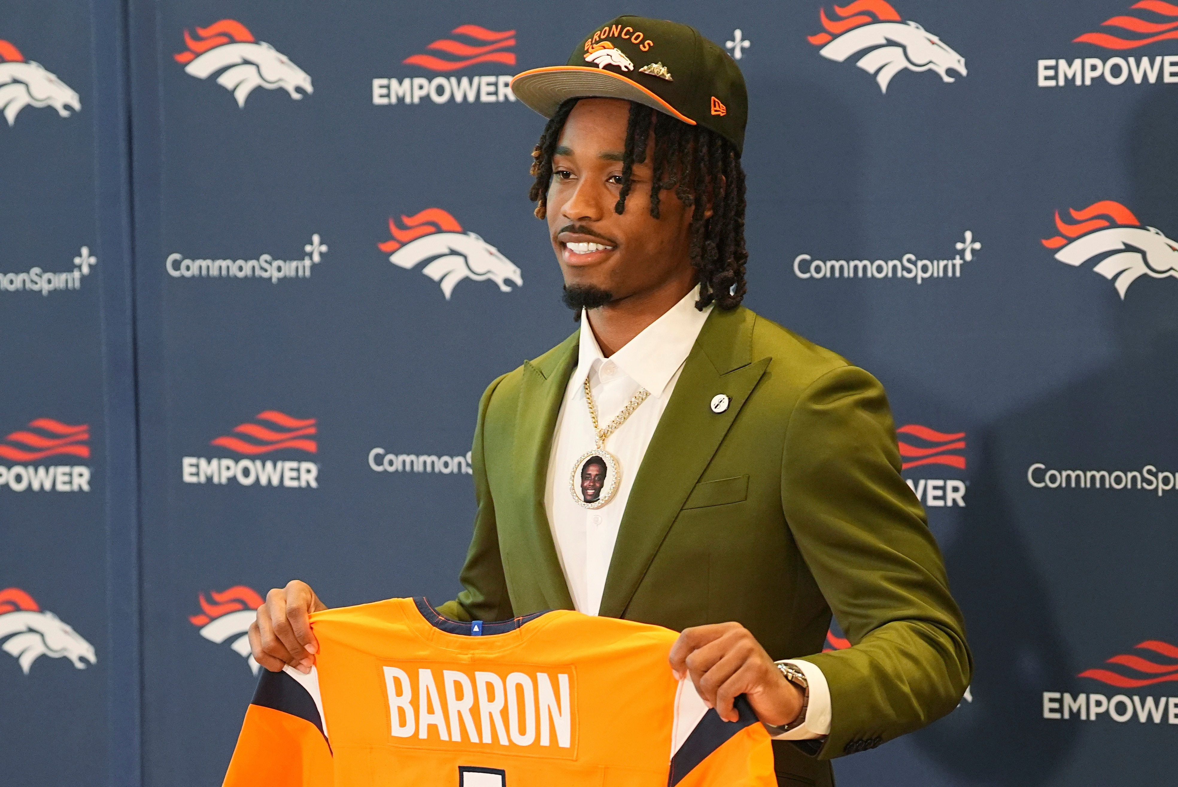Jahdae Barron, Broncos Reportedly Agree to $18M Rookie Contract Before ...