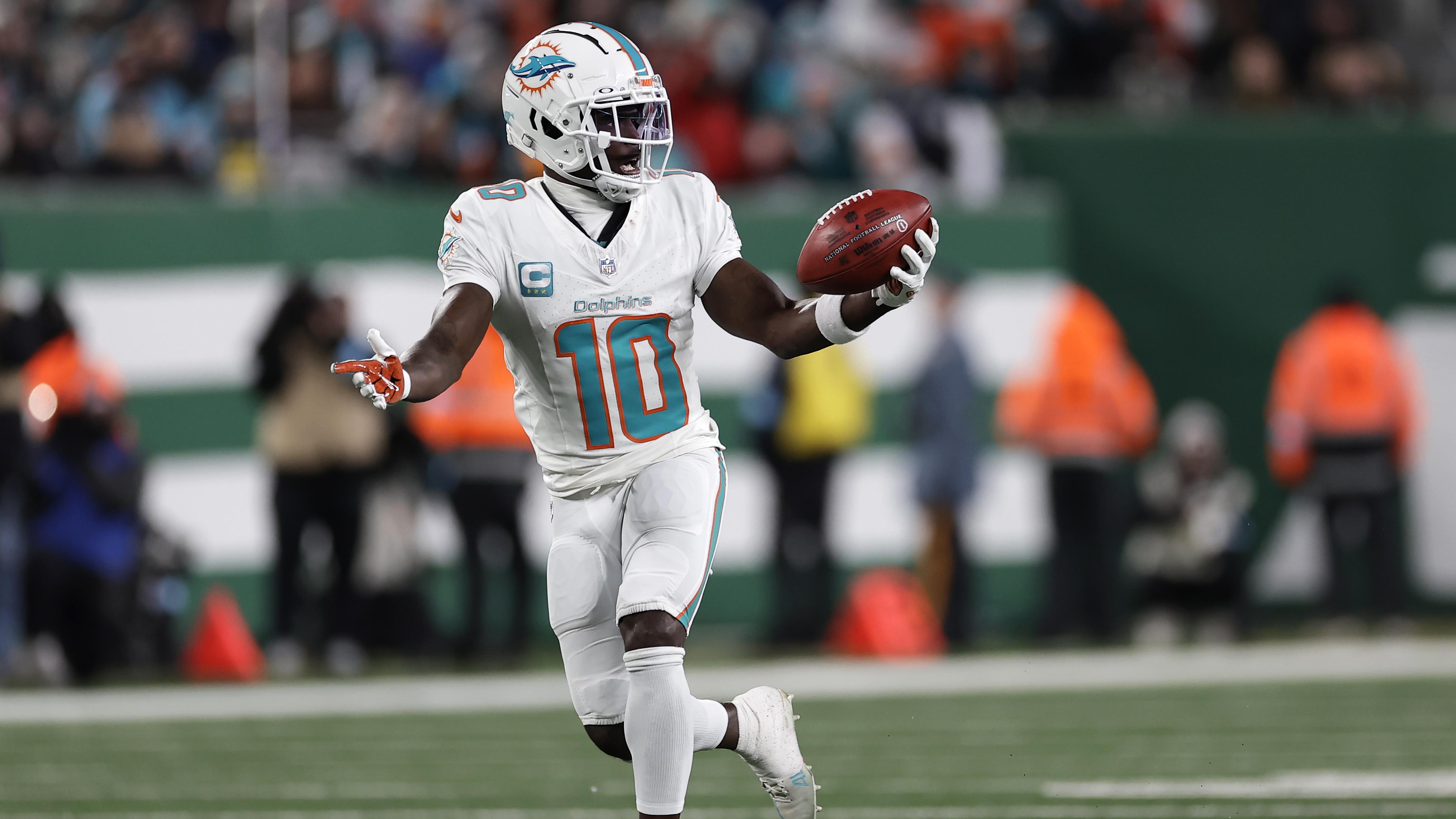 Tyreek Hill Not Among Dolphins' Team Captains After Controversial End to 2024 Season