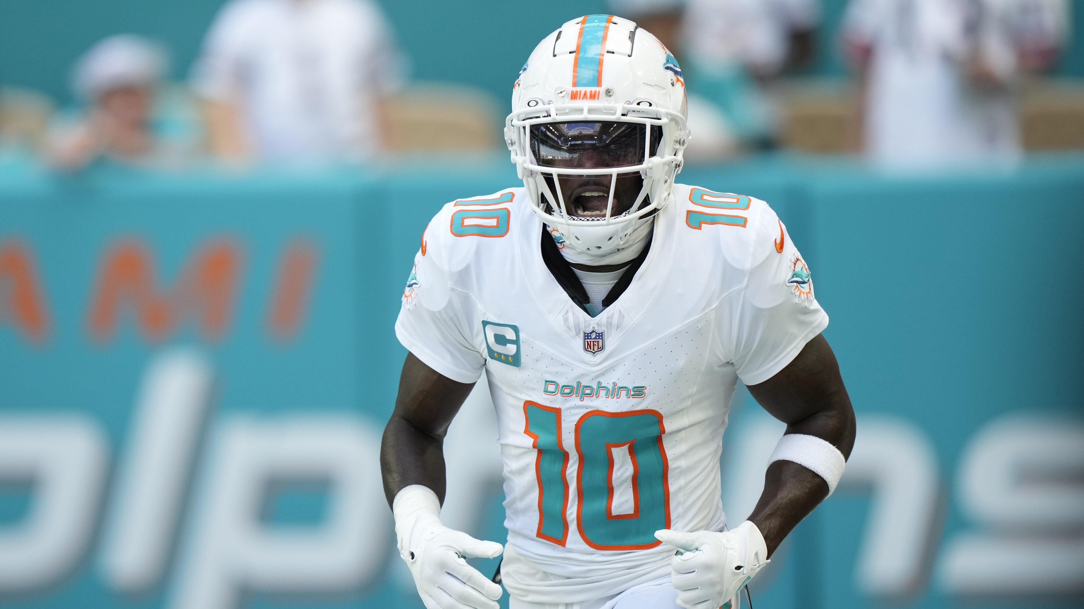 Tyreek Hill Trade Reportedly Eyed by NFL Teams Despite Injury, Dolphins ...