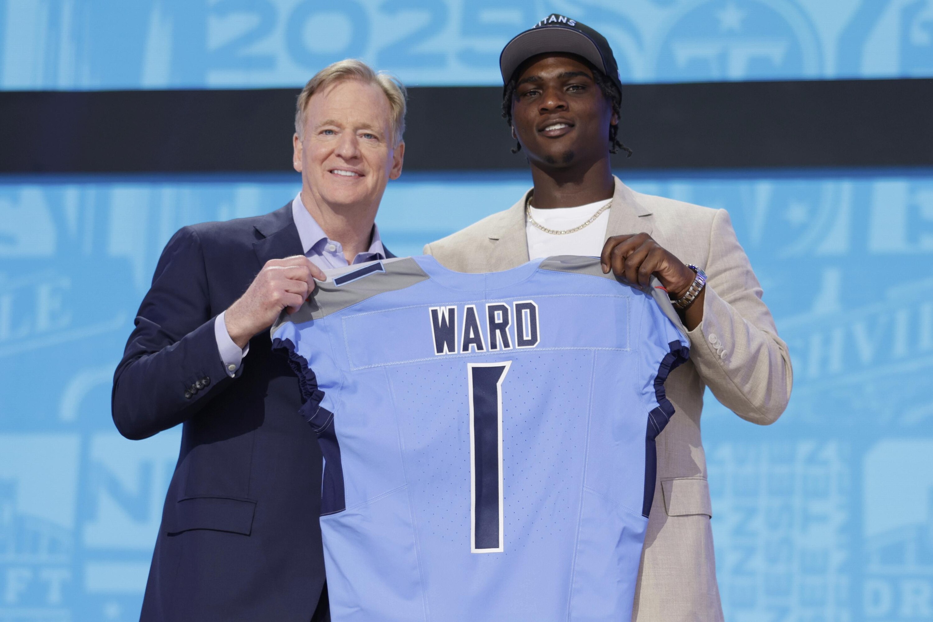 Roger Goodell Suggests Potentially Shortening NFL Draft 1st Round to 7 ...