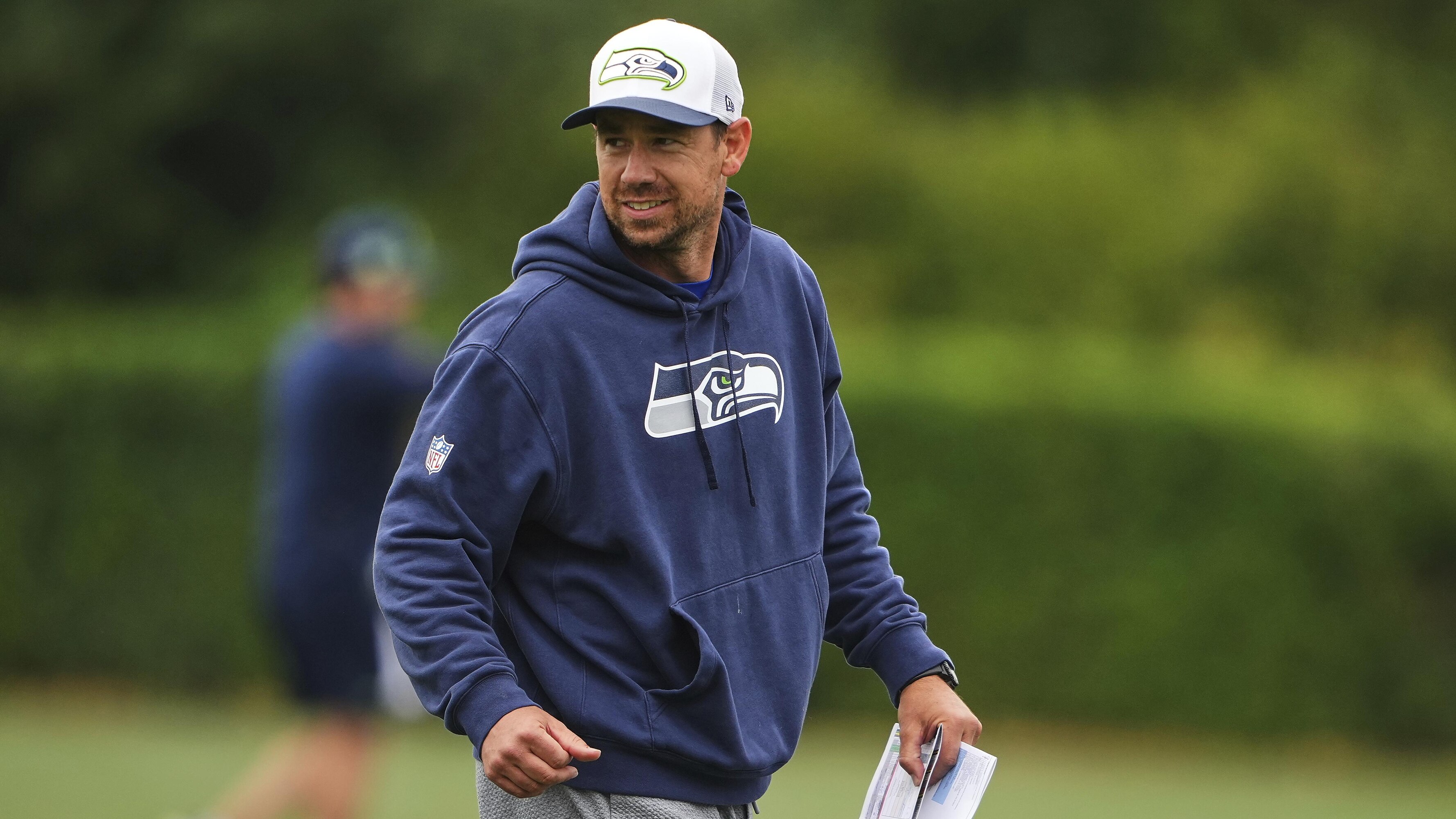 Ravens Rumors on Klint Kubiak, Anthony Weaver, HC Targets After John ...