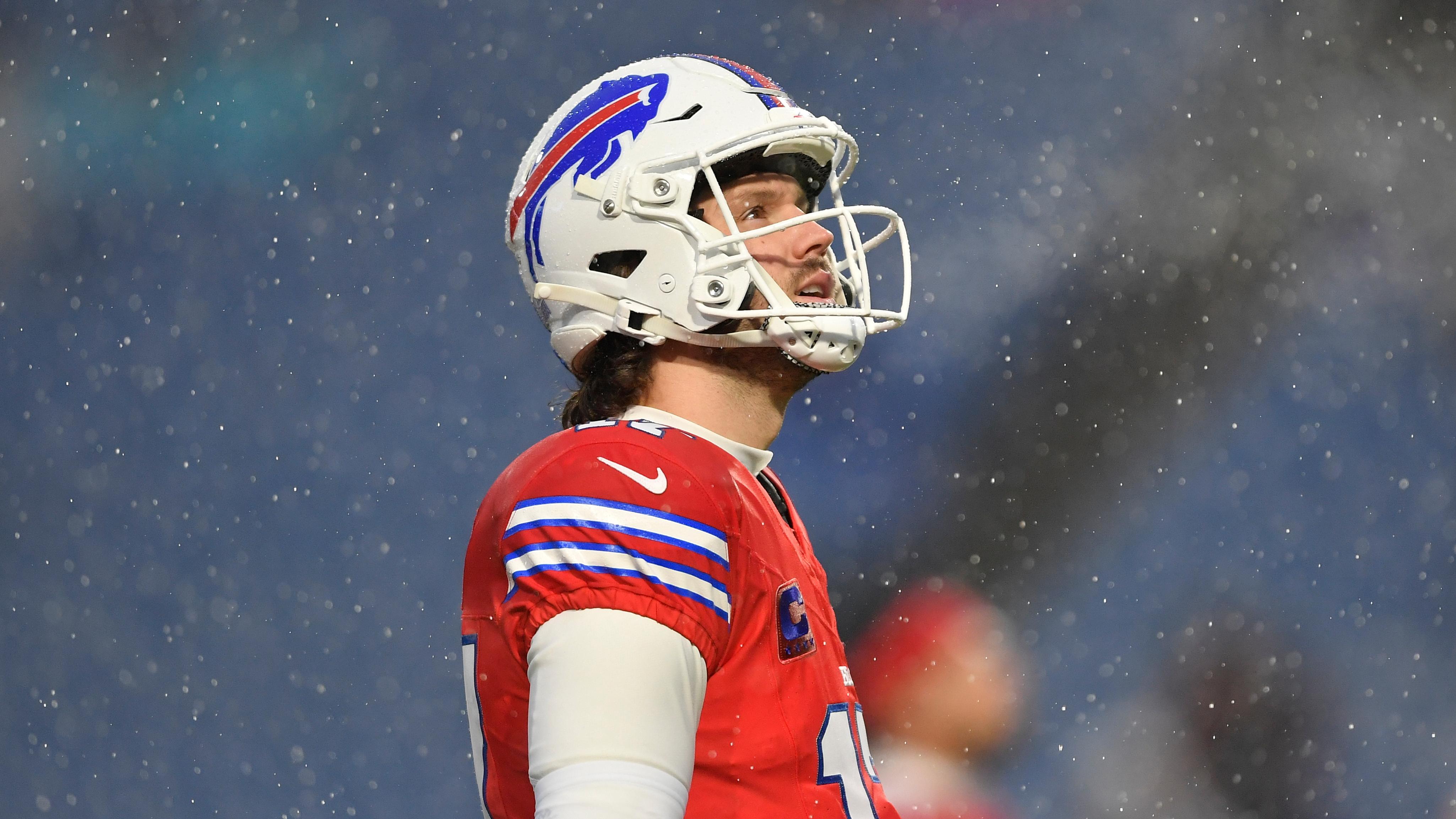Bills' Josh Allen Called Out by Fans as 2-Point Attempt Fails in Loss ...