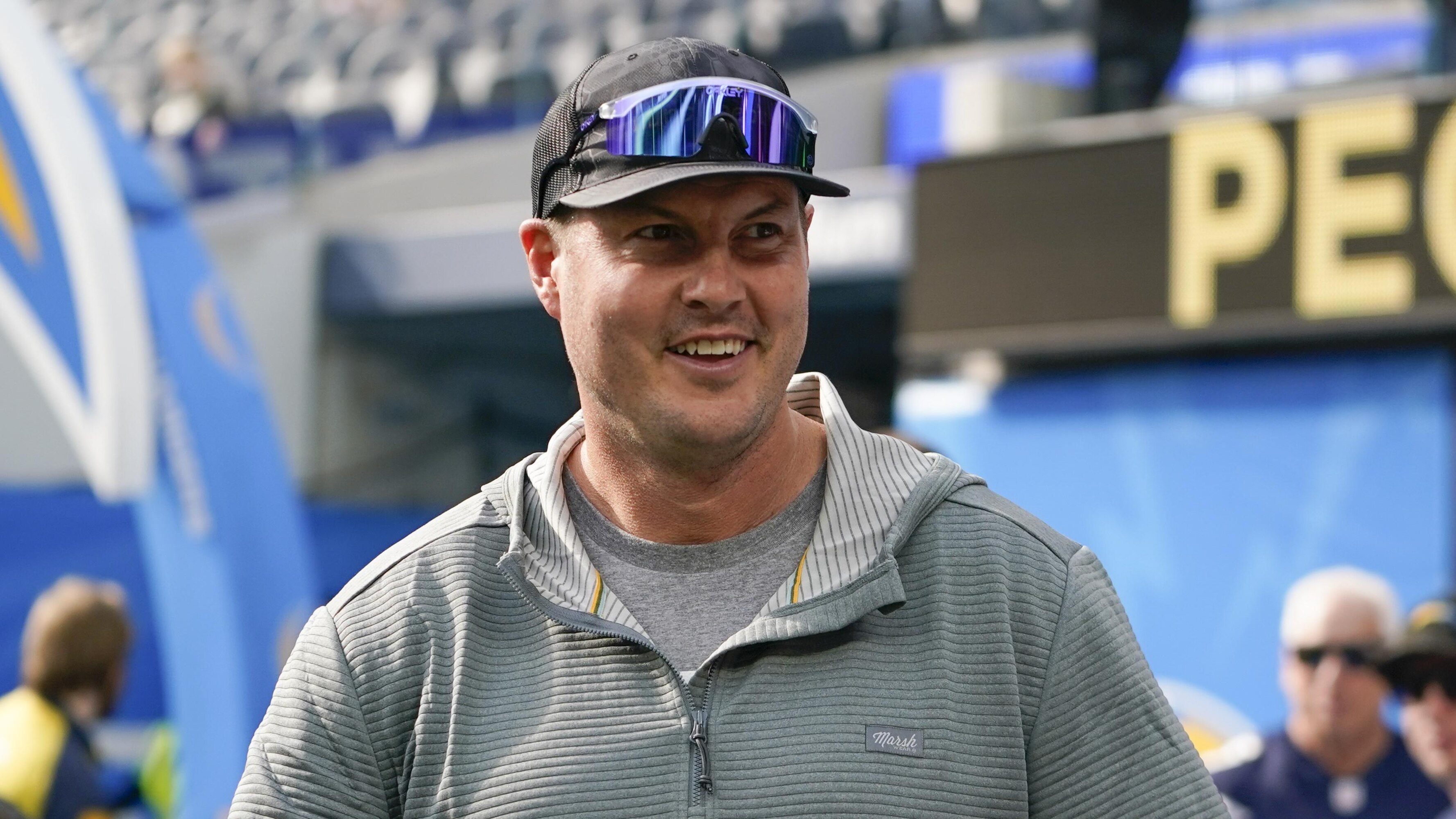 Philip Rivers Officially Retires from NFL as Member of Chargers in Video