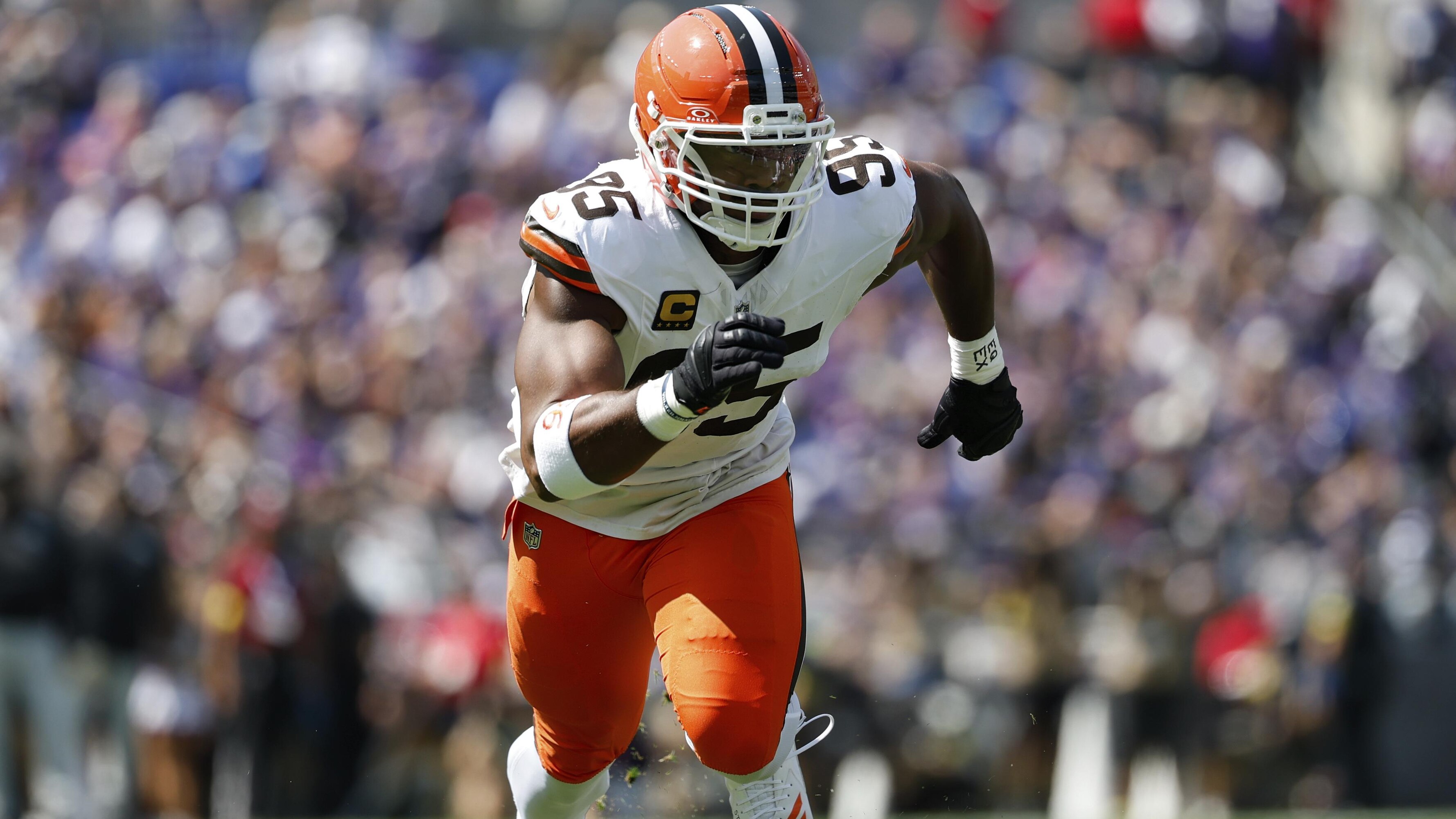Myles Garrett Ranks His Halloween Costumes in Video amid Browns, NFL ...