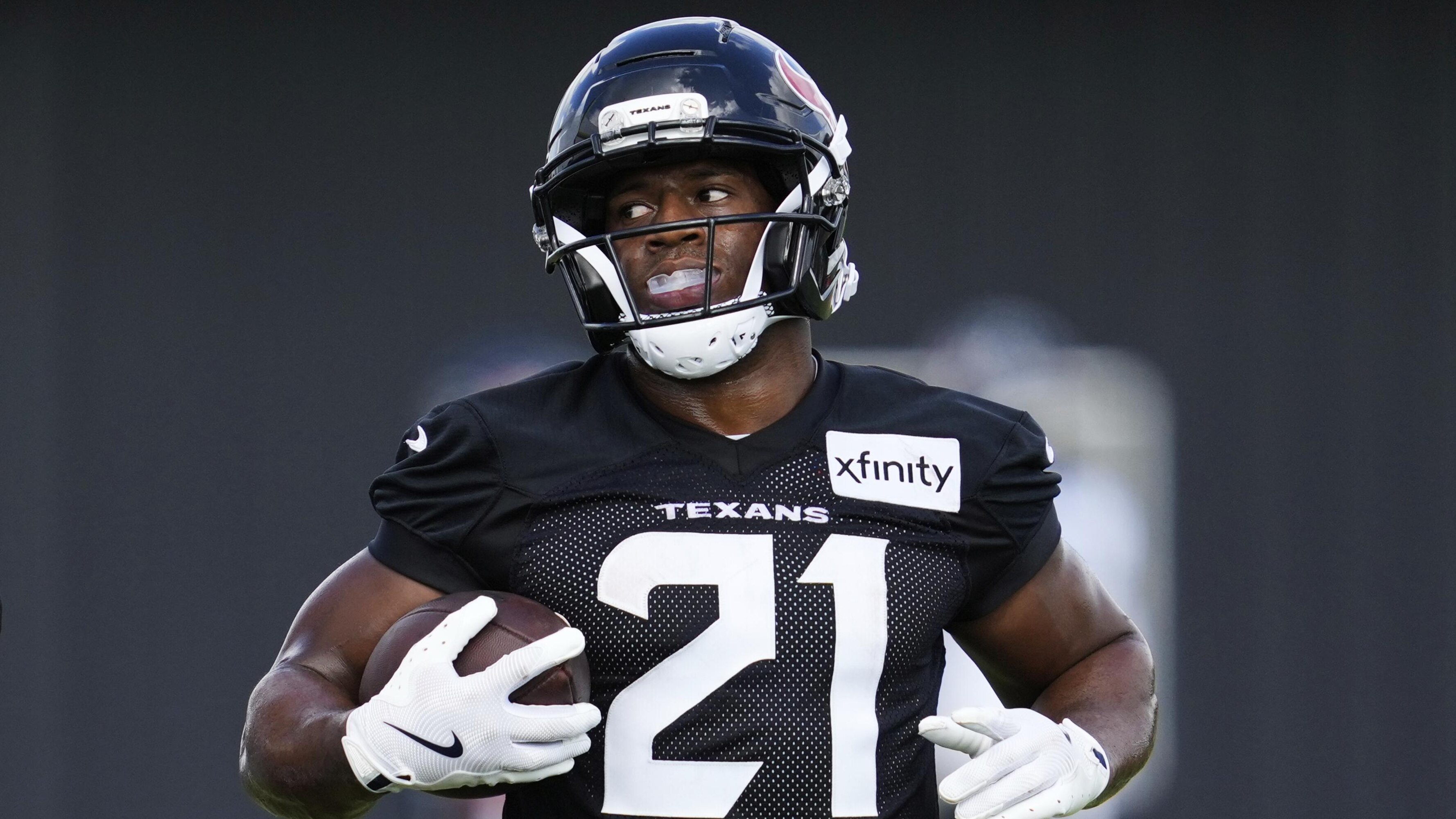 Texans' Nick Chubb Says He Belongs in Derrick Henry 'Category' Entering ...