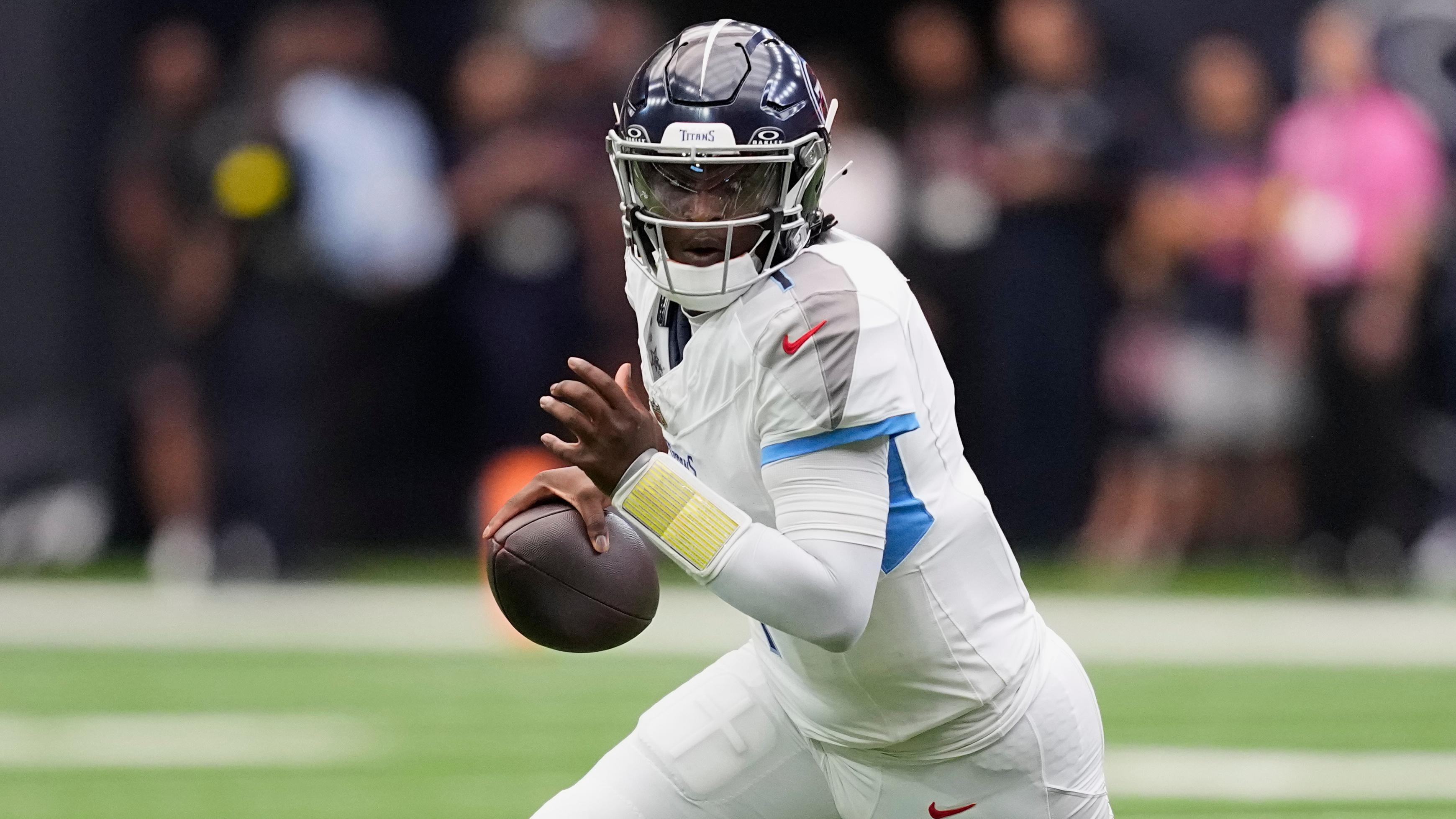 Cam Ward Celebrated by Fans for 1st NFL Win as Titans' Comeback Stuns ...