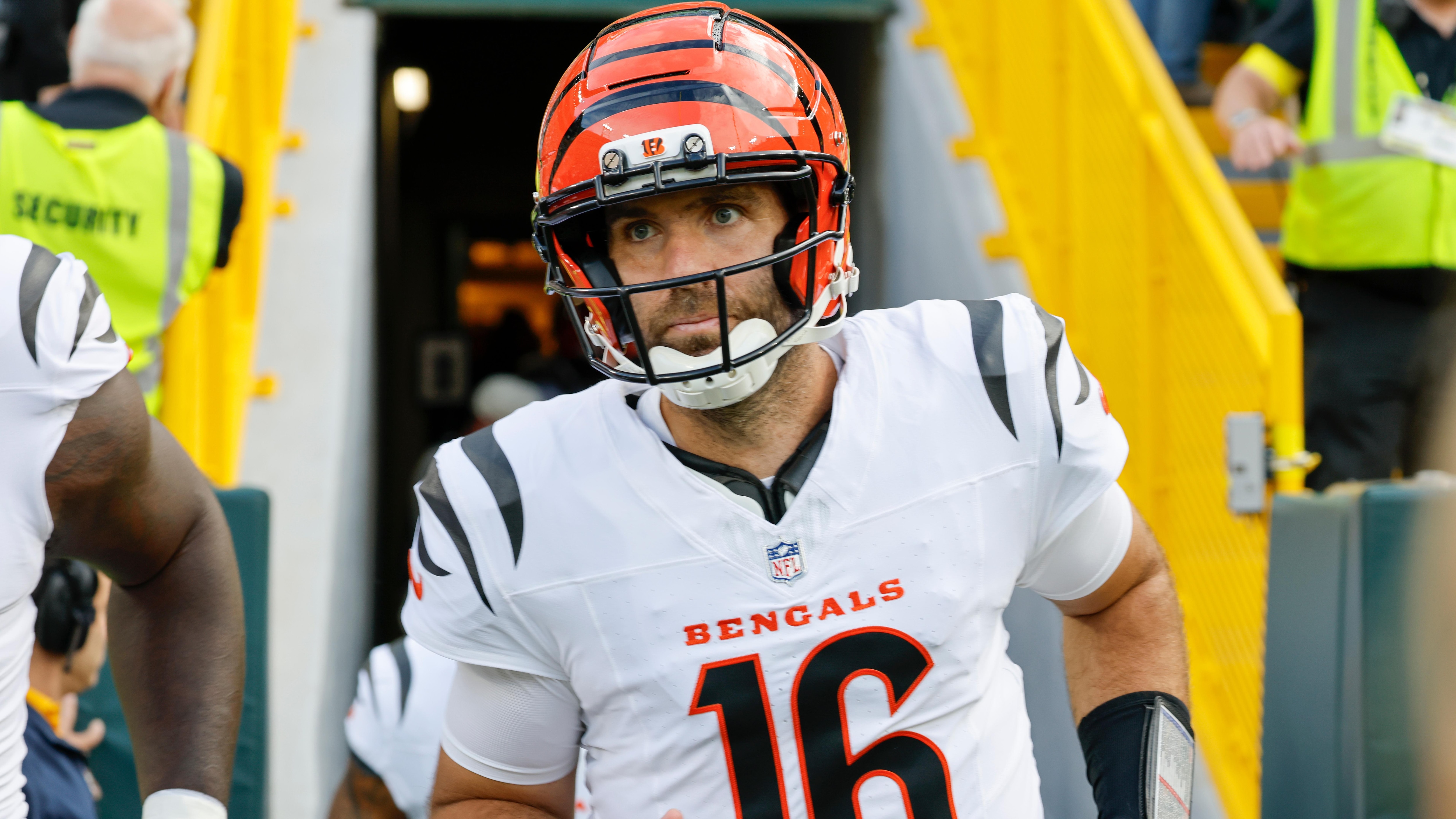 Bengals Reportedly Traded for Joe Flacco Because Jake Browning's Arm ...
