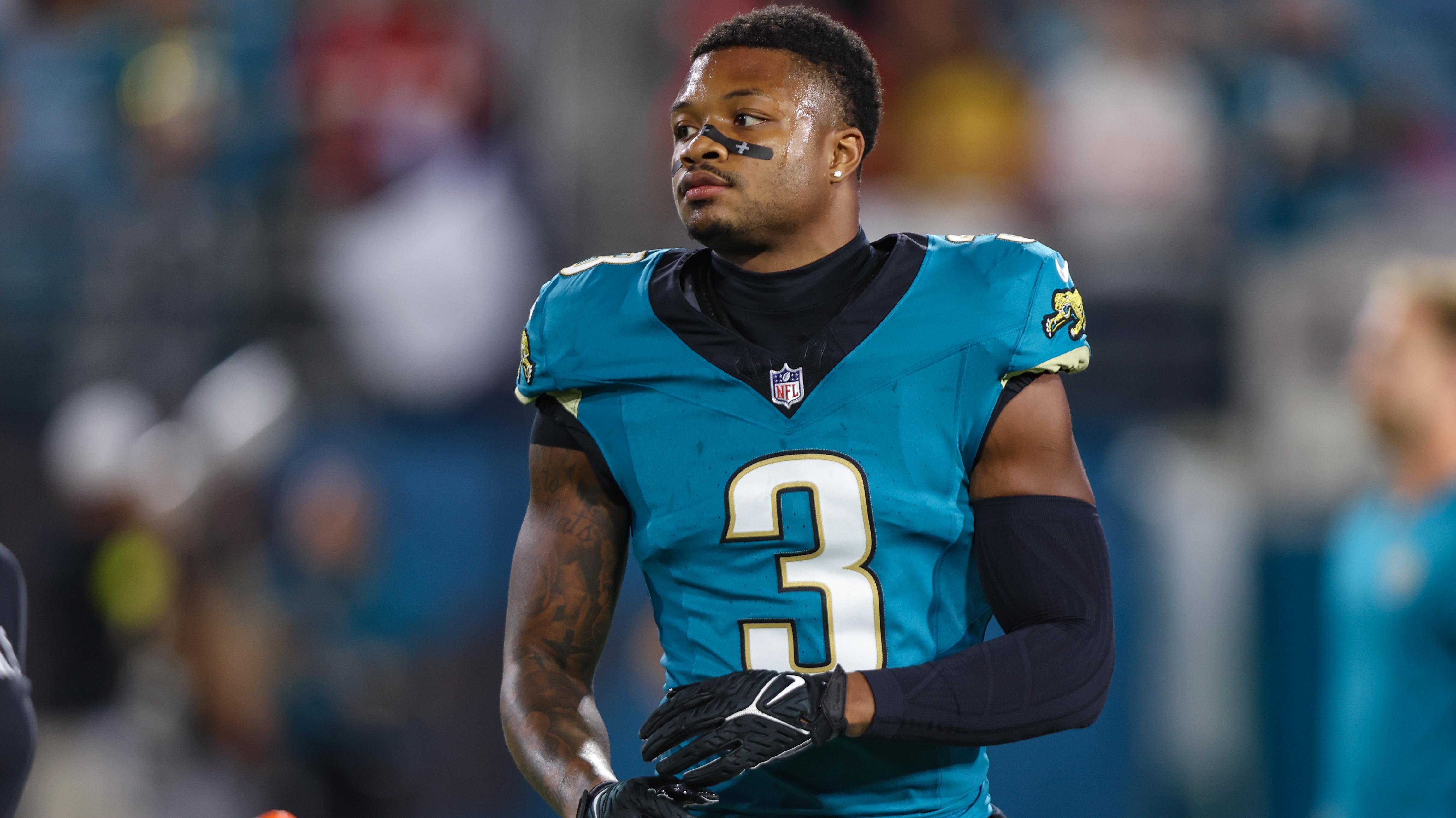 Browns Reportedly Trade for Tyson Campbell, Jags Get Greg Newsome with ...