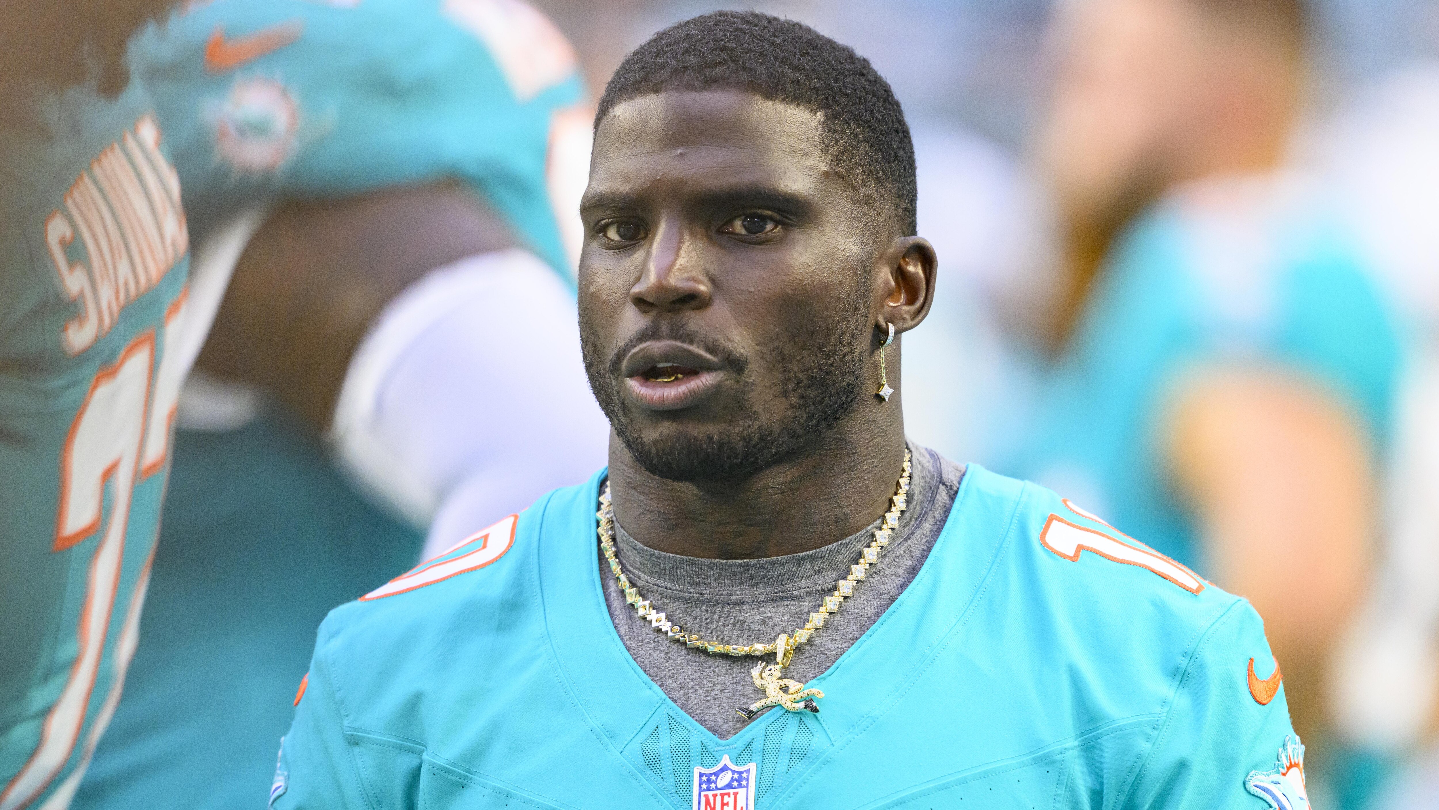 Tyreek Hill Downplays Not Being Voted Dolphins Captain, 'Don't Need a Title' to Lead