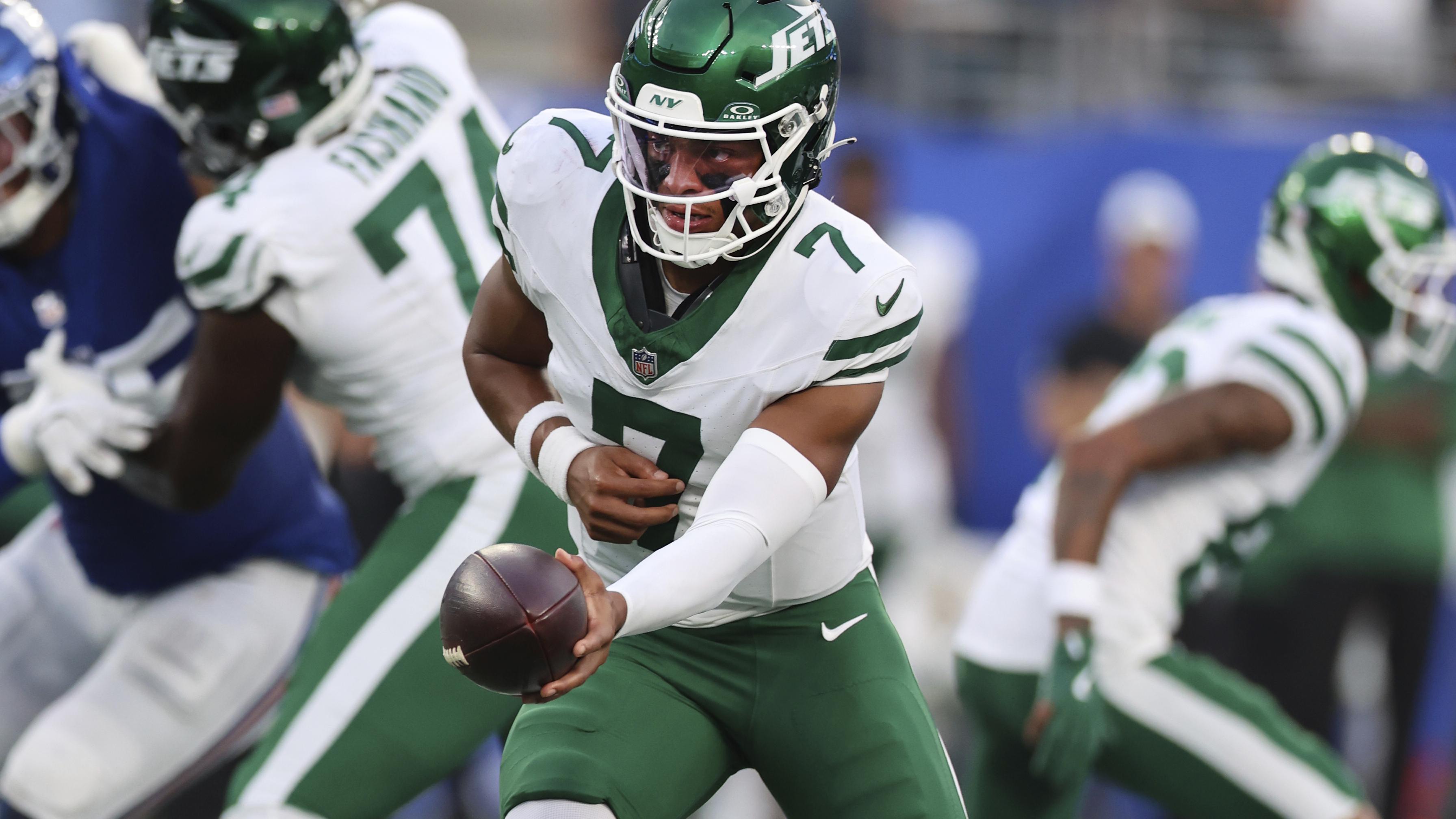 5 Late-Round QBs to Prioritize in 2025 Fantasy Football Drafts