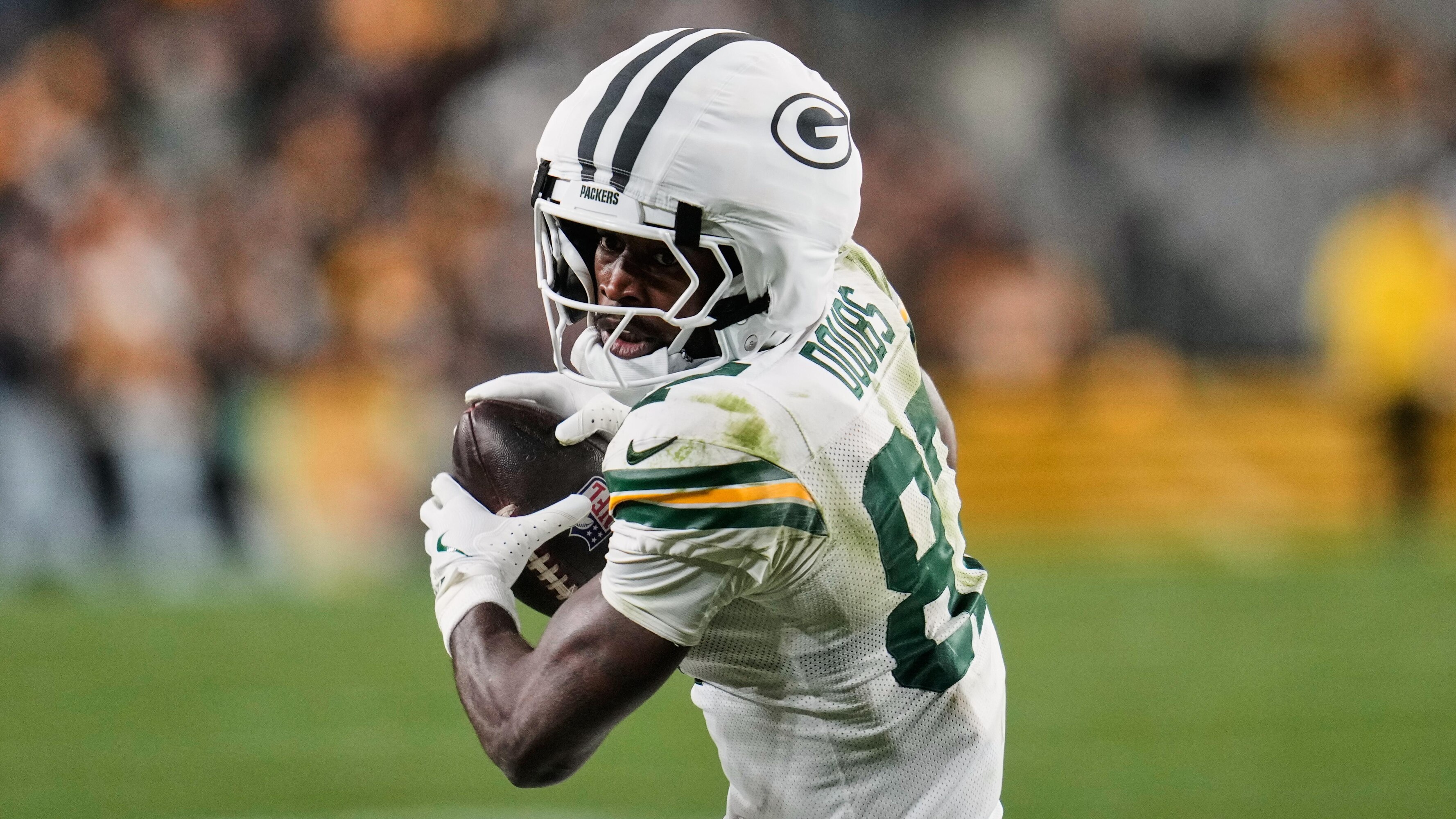 Packers Reveal Leather Helmet Style Guardian Cap for Romeo Doubs in Photo