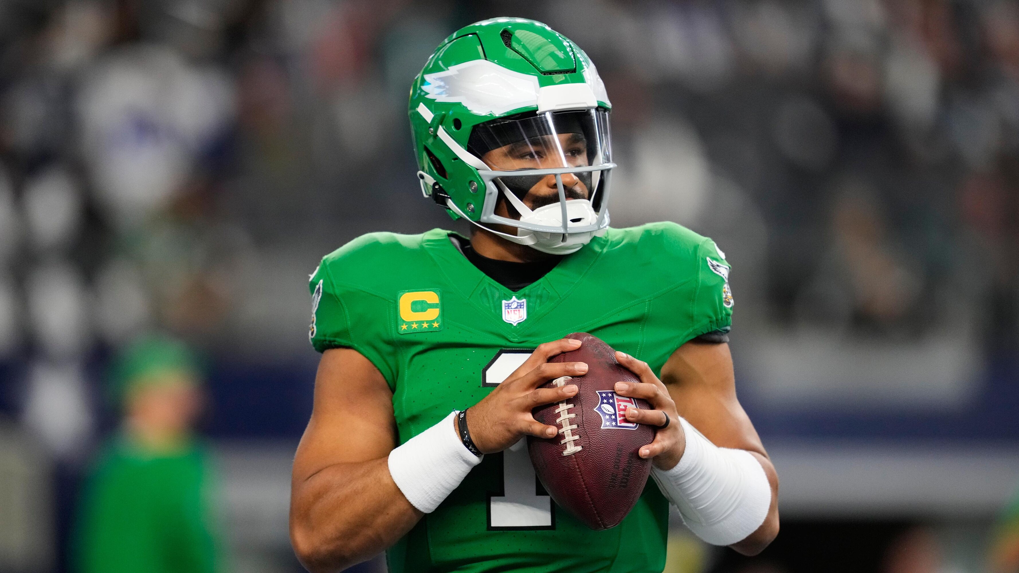Jalen Hurts Gives Advice to Eagles After Historic Collapse vs. Dak ...