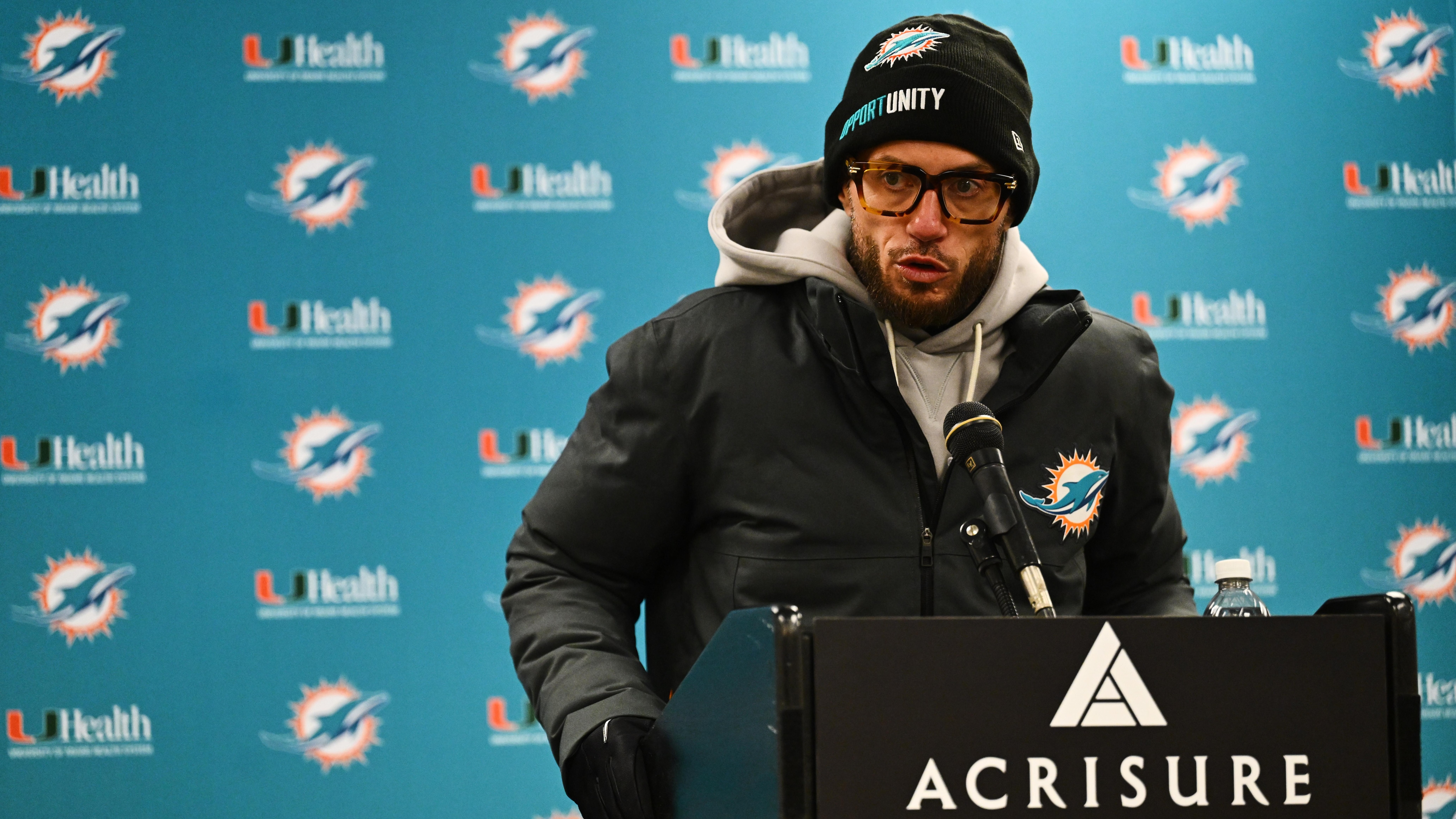 Mike McDaniel Hot Seat Rumors Hint at HC's Status with Dolphins After ...