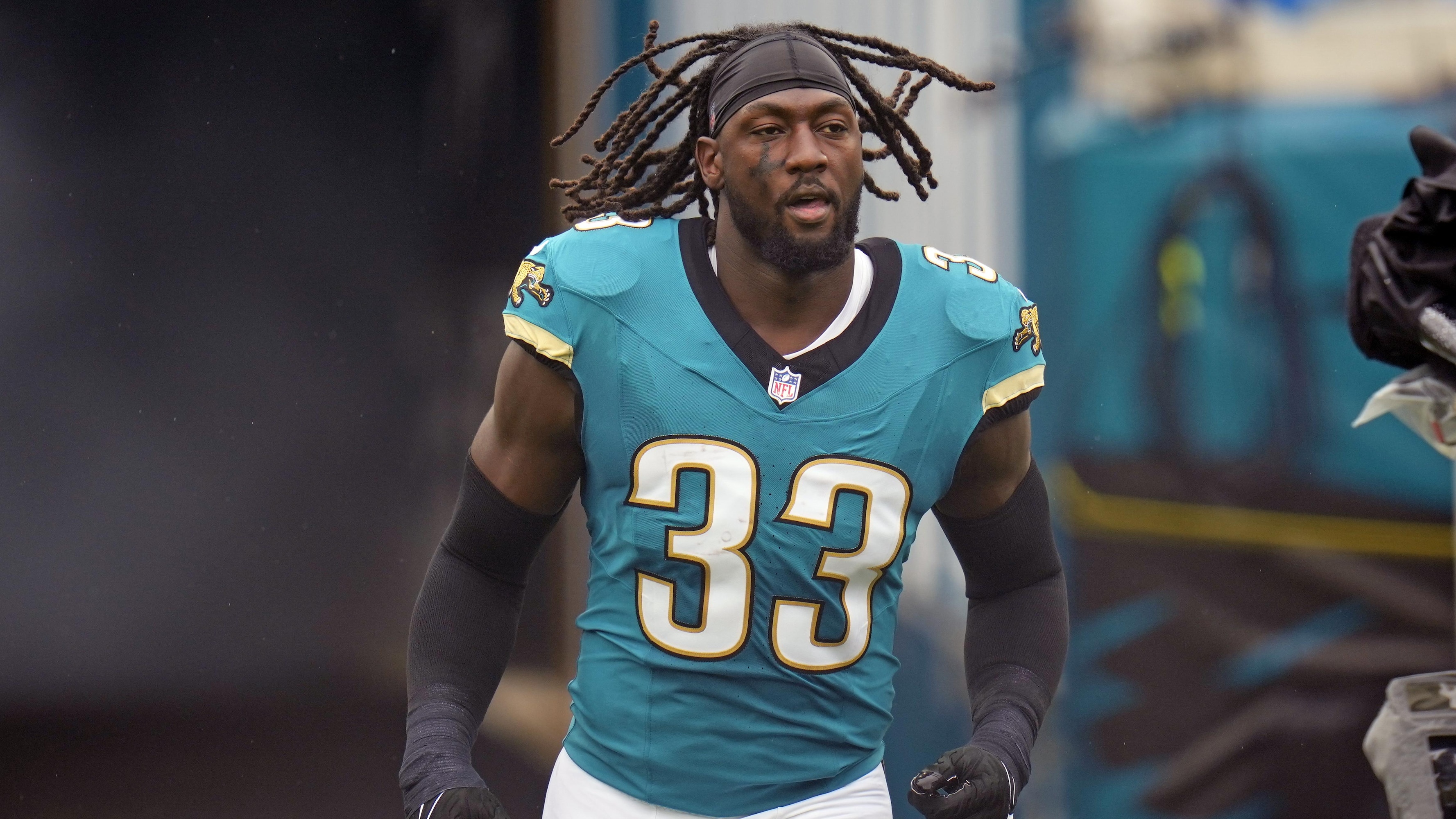 Devin Lloyd's 5th-Year Contract Option Reportedly Declined by Jaguars