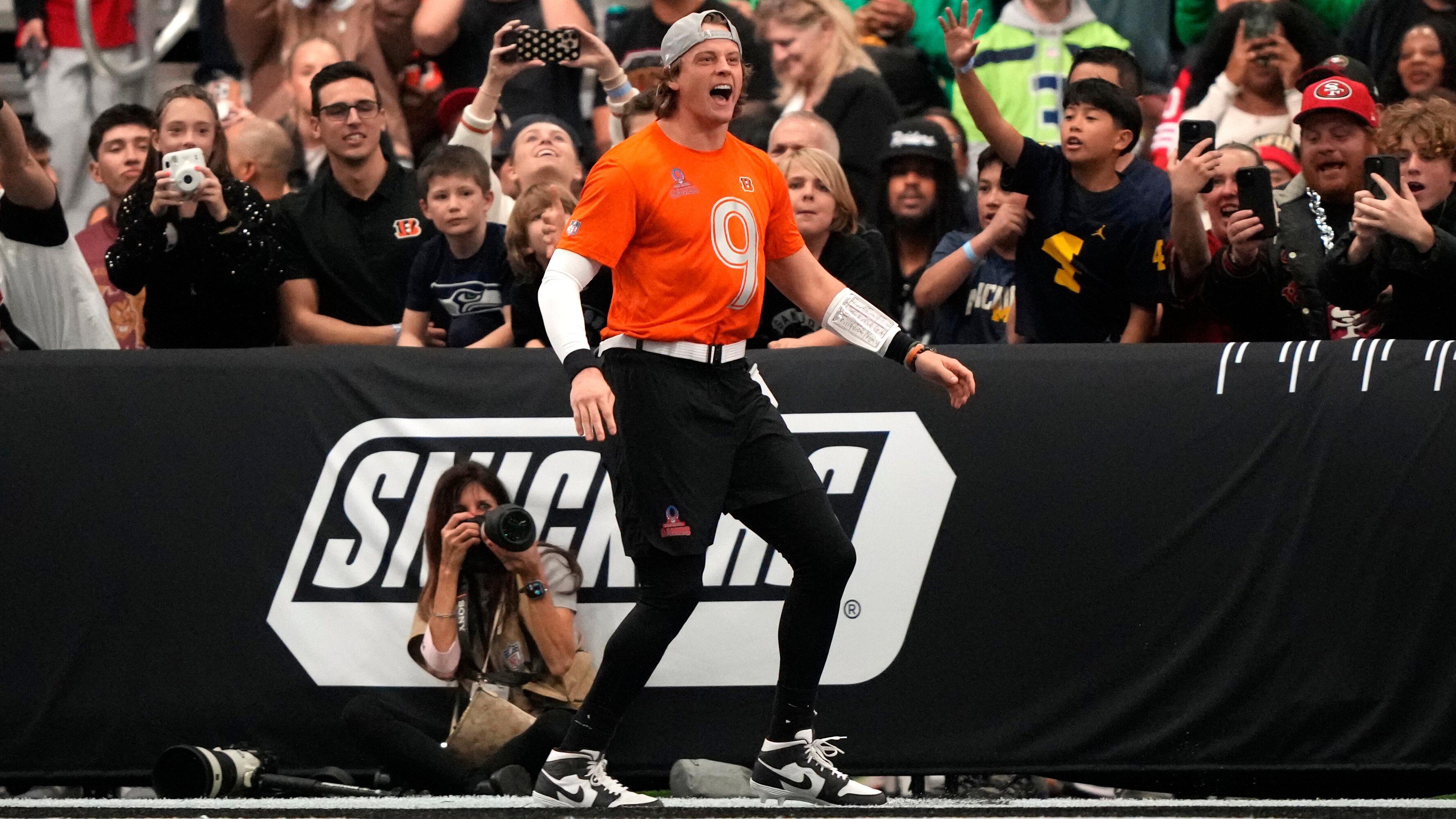 Joe Burrow Clarifies He's Happy With Bengals, References Viral Press ...