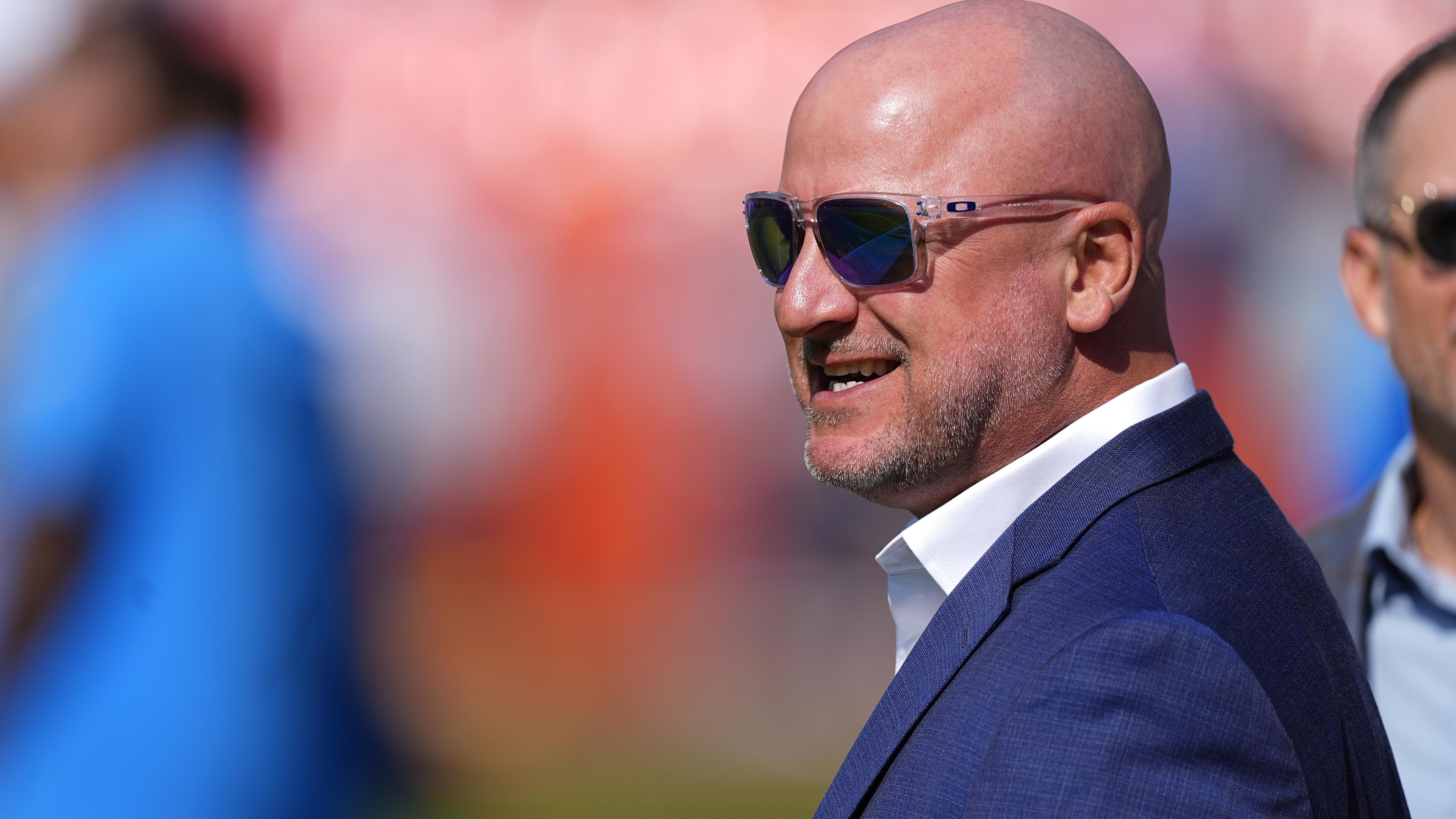 Chargers Reportedly Make 'Preliminary' Trade Calls at RB, OT Ahead of ...