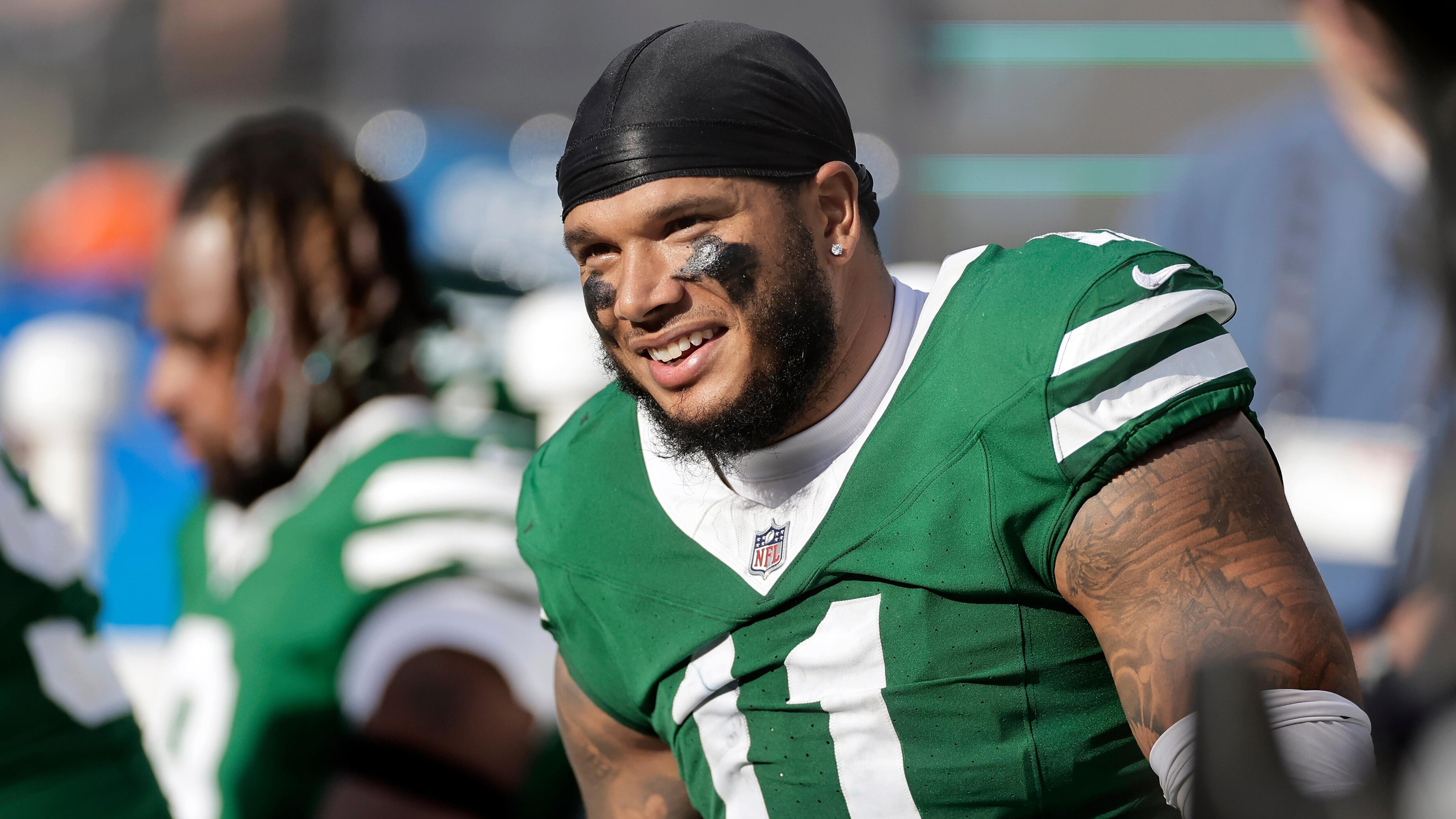Jermaine Johnson Explains Viral Post, Discussed Trade Rumors with Jets ...
