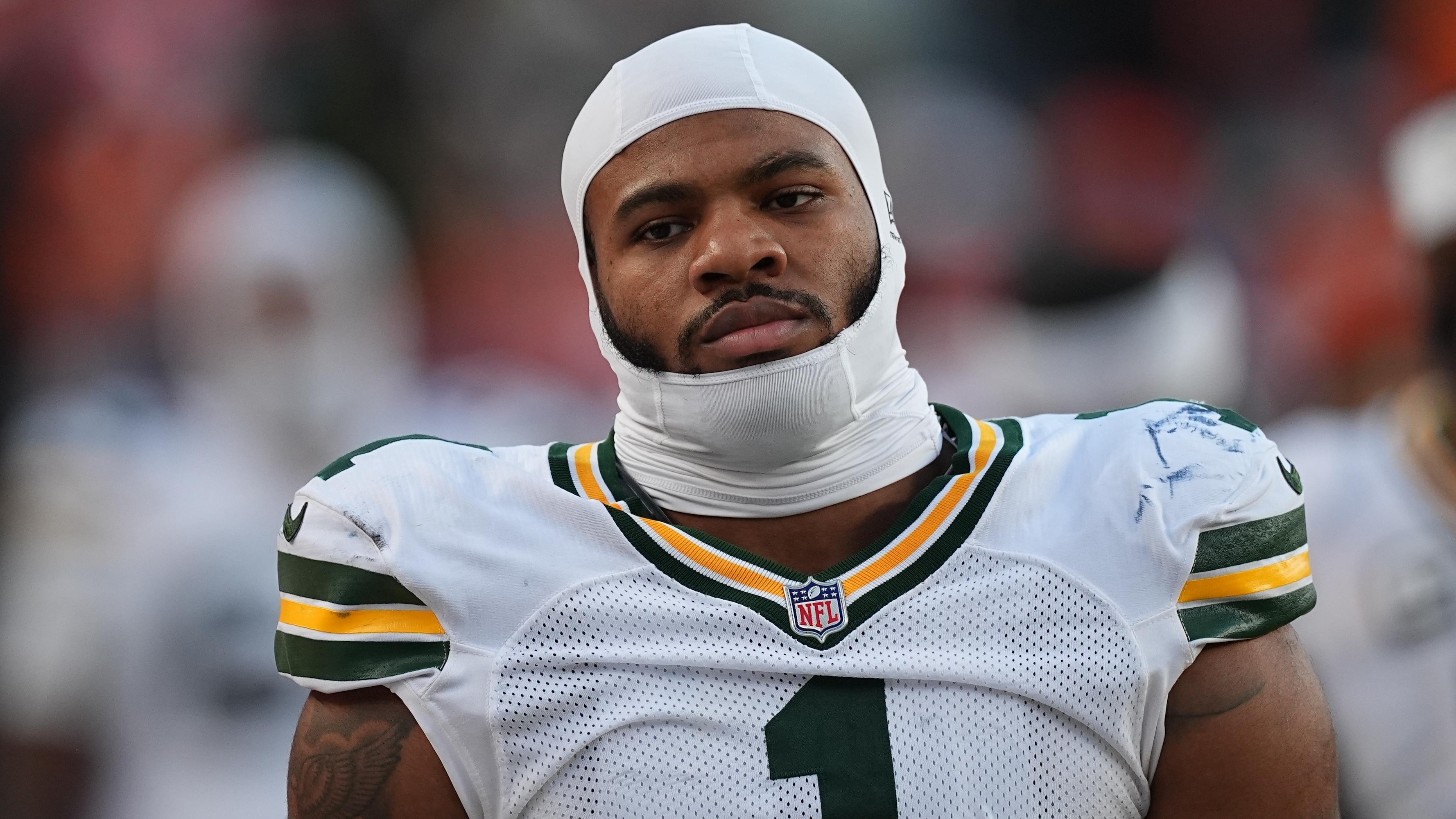 Packers' Micah Parsons Posts Rehab Videos After Surgery on Knee Injury