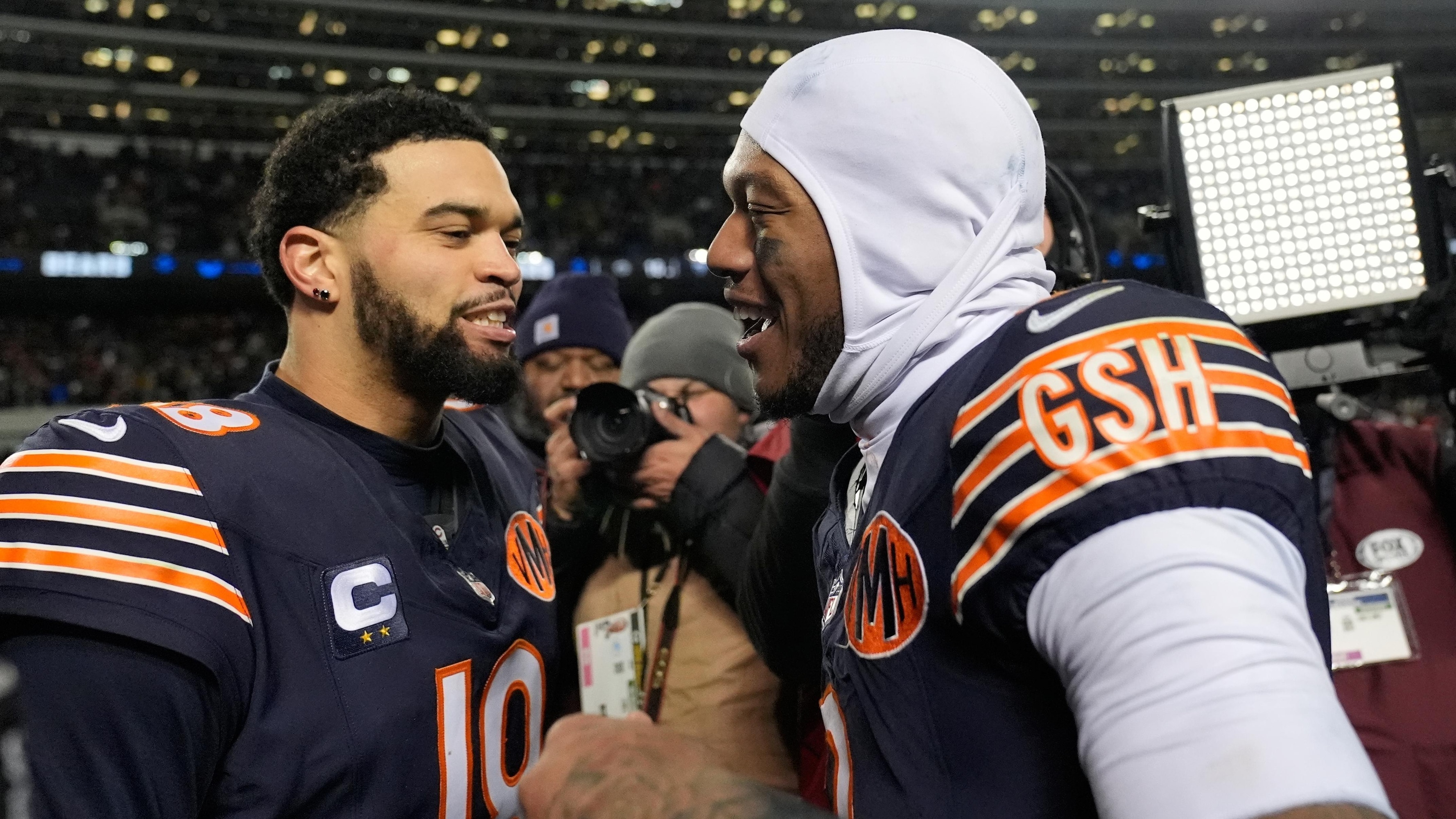 DJ Moore Reacts to Caleb Williams' 'Iceman' Nickname After Bears' Win ...