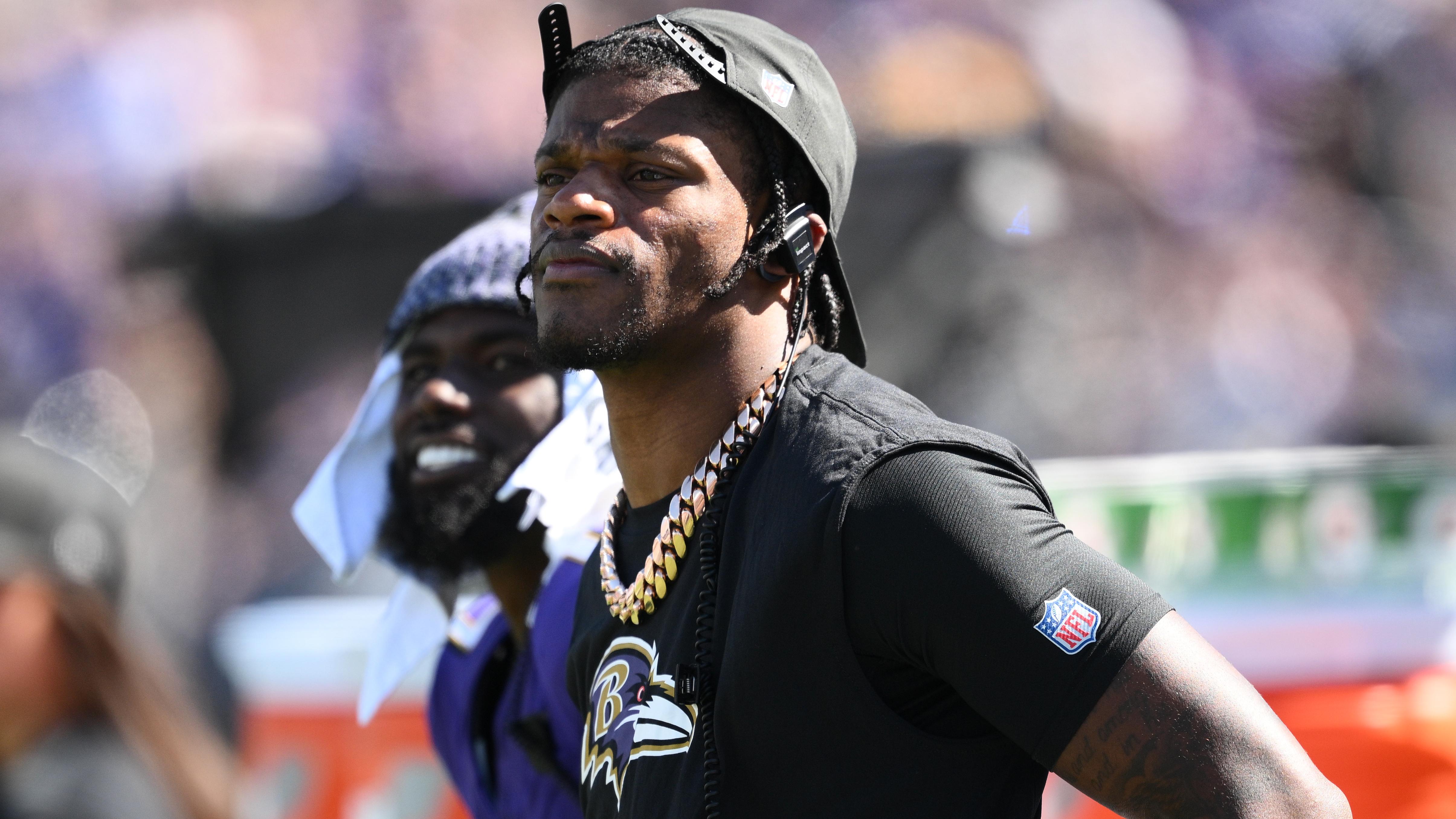 Lamar Jackson Expected to Return from Injury for Ravens vs. Bears, John ...