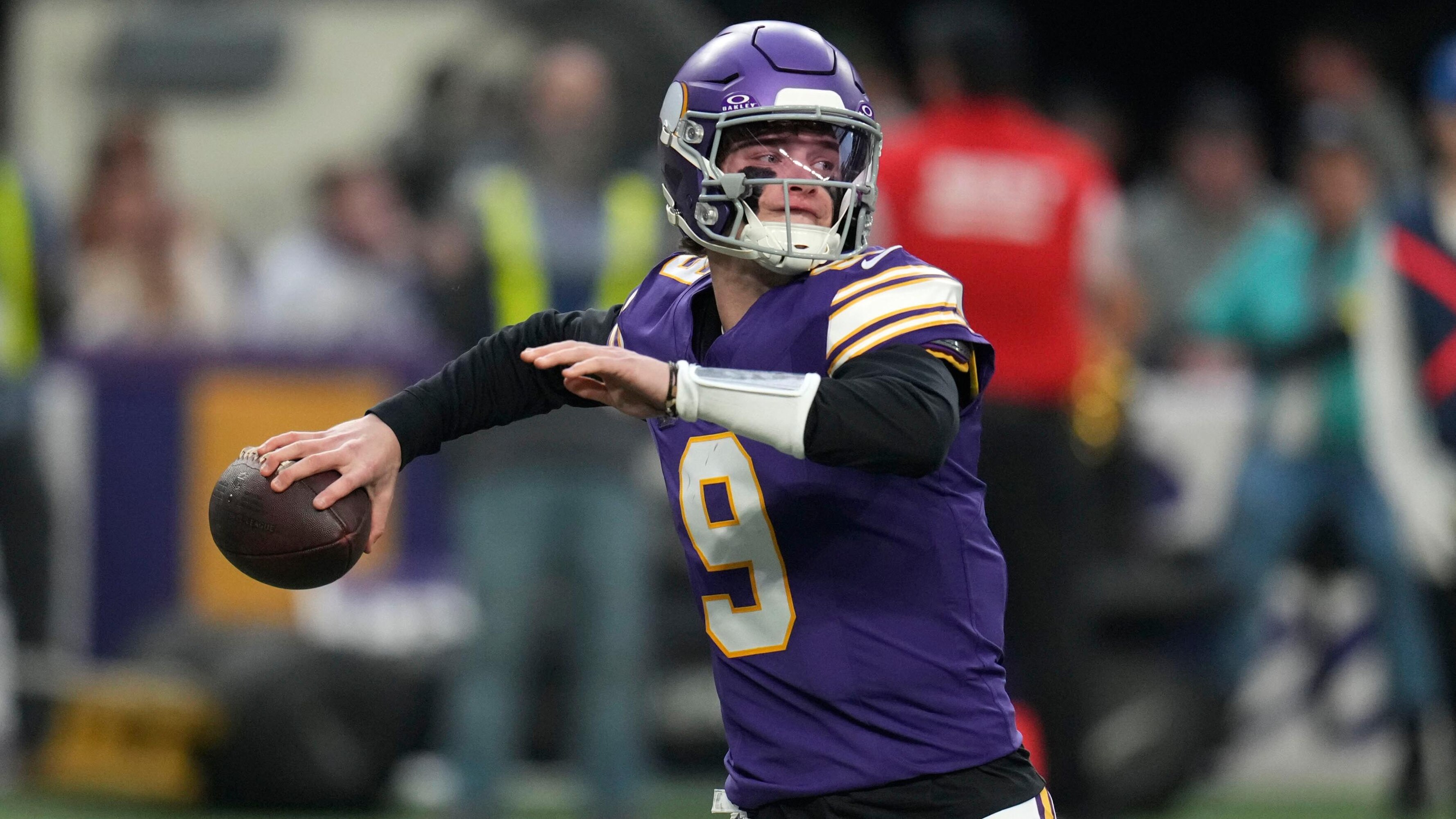 Latest Vikings Rumors on J.J. McCarthy's Future as QB1, GM Search Ahead ...