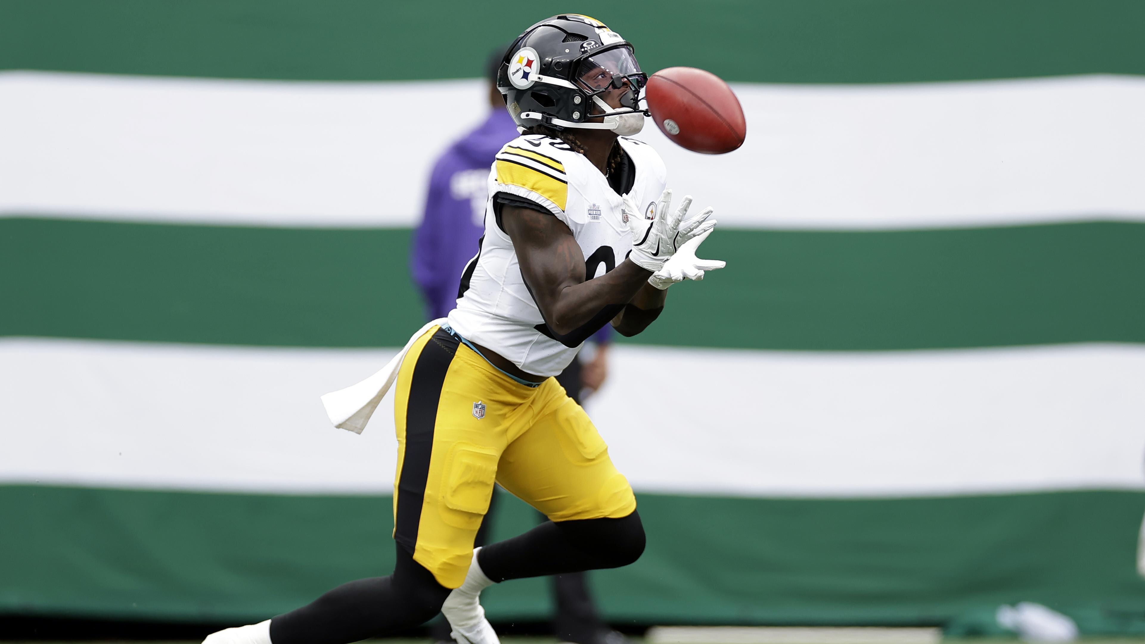 Steelers' Kaleb Johnson Must 'Earn Himself Back' After Kickoff Mistake ...