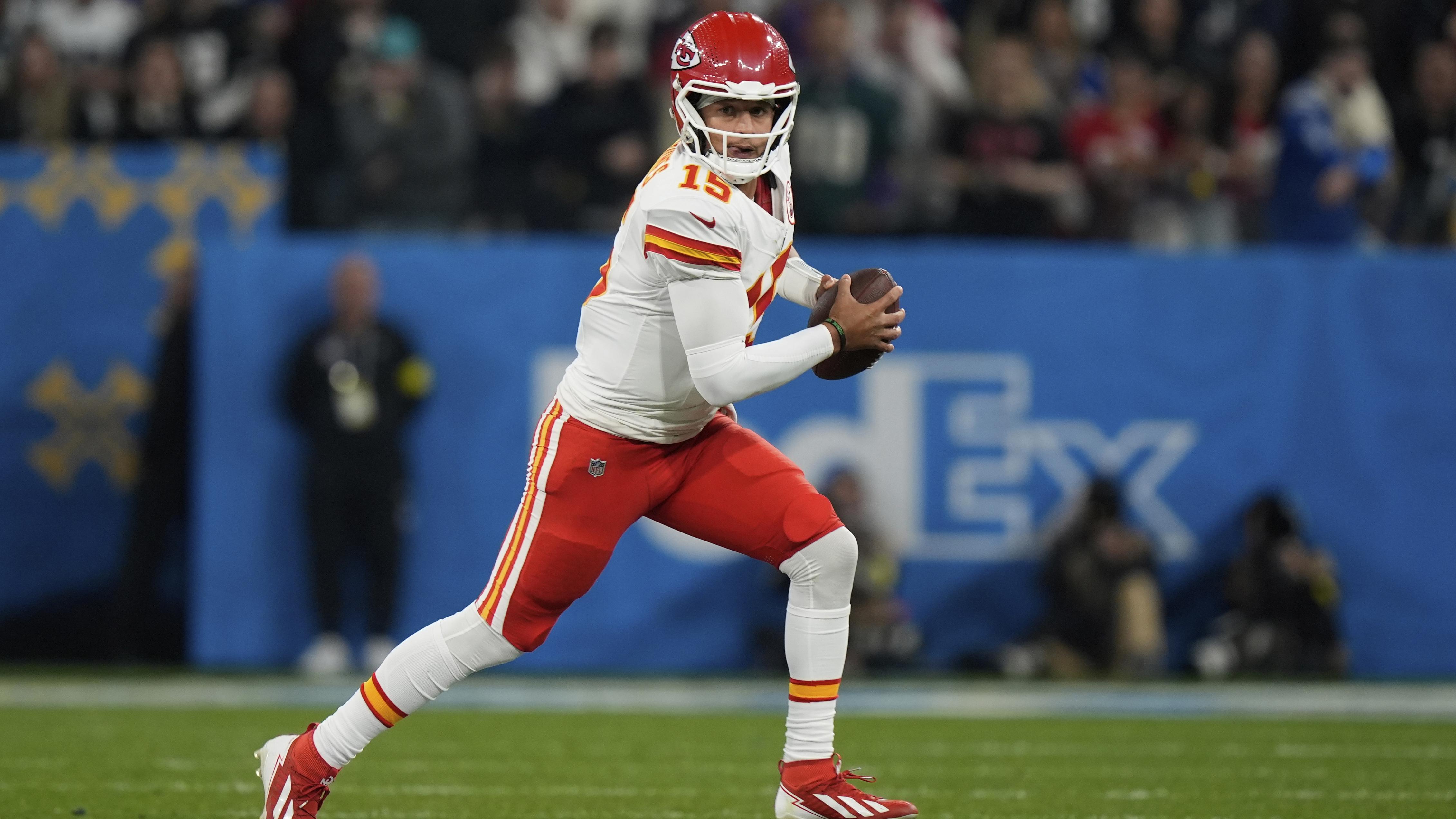 Patrick Mahomes Says Chiefs 'Got to Start Faster' After Loss to ...
