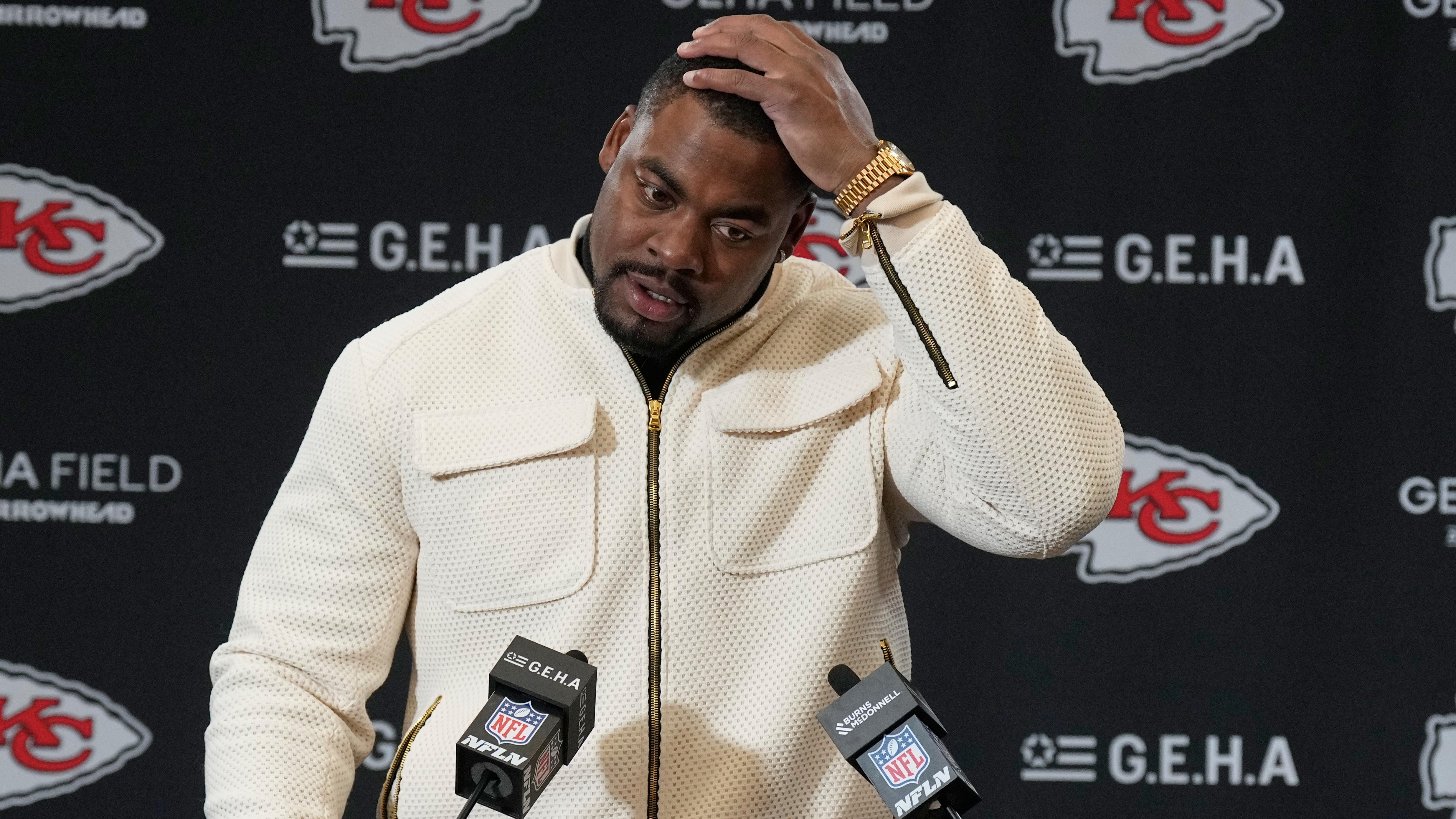 Chiefs' Patrick Mahomes Signs Adidas Contract Extension, Includes QB's ...