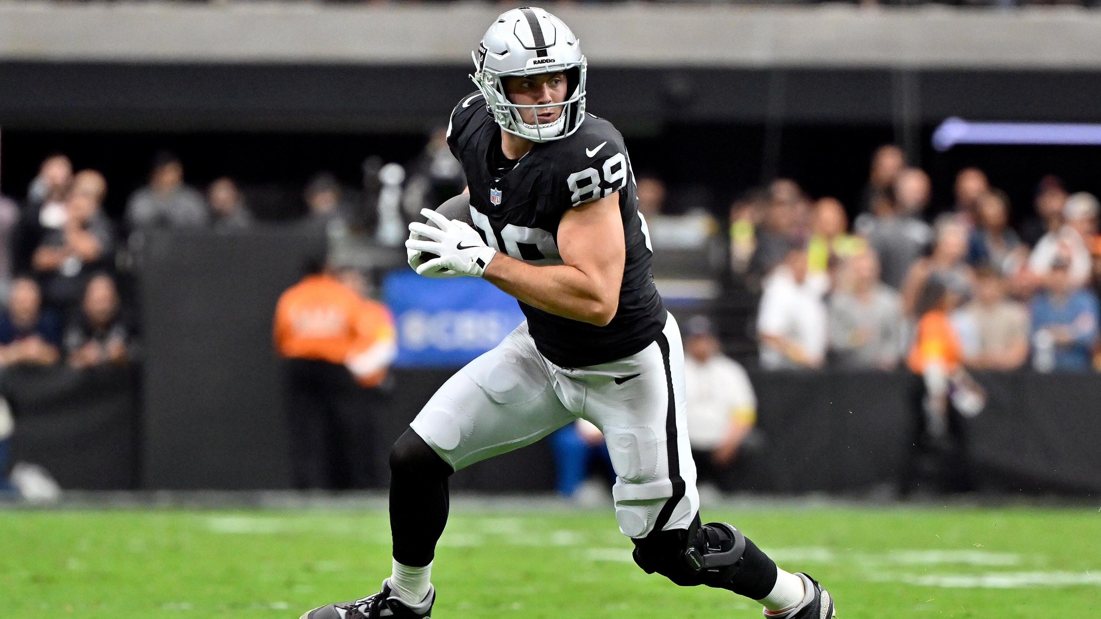 Raiders' Brock Bowers Injury Return Reportedly Unknown After Being ...