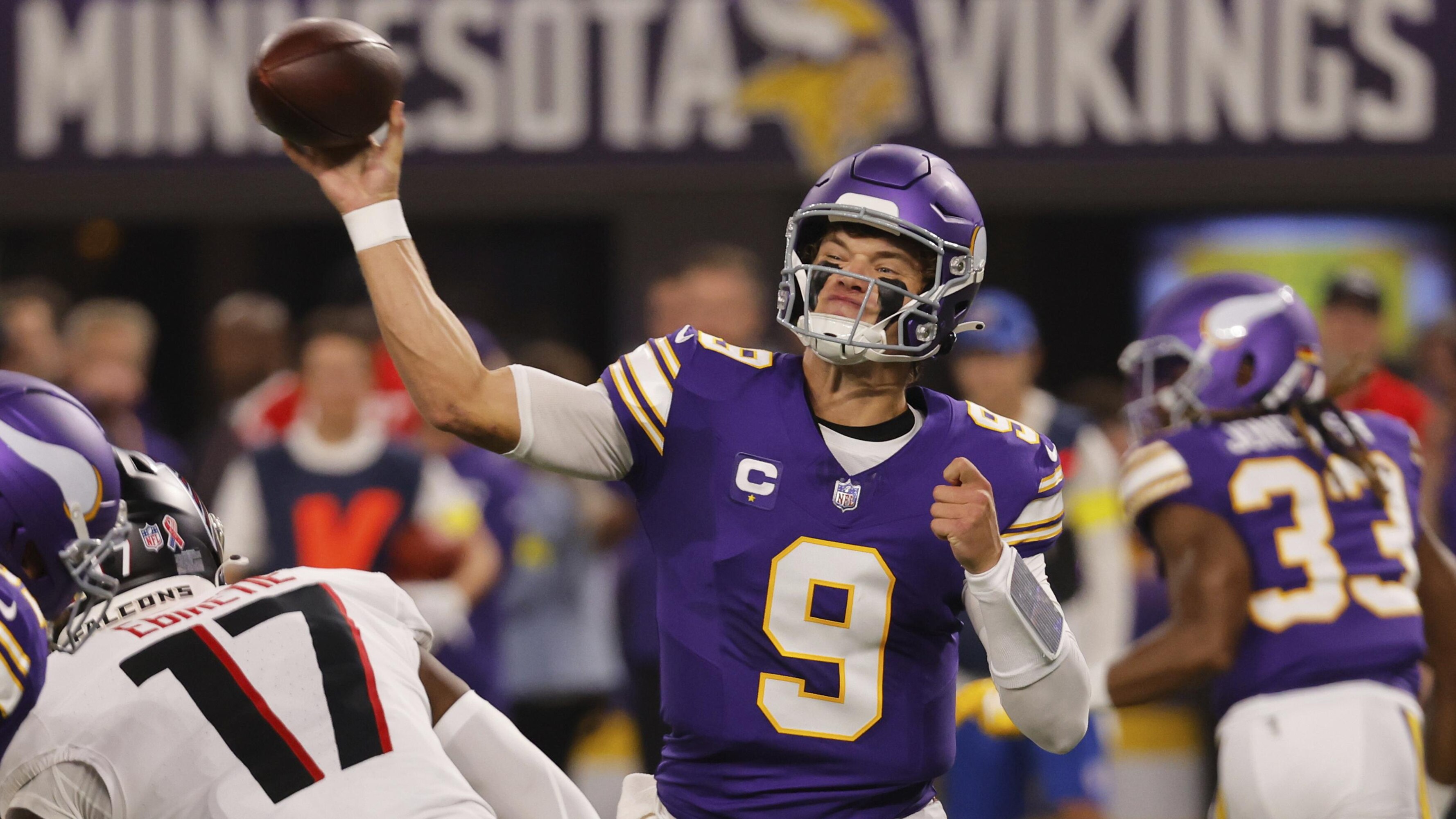 Vikings' J.J. McCarthy in Boot, Responding Well in Ankle Injury Rehab ...