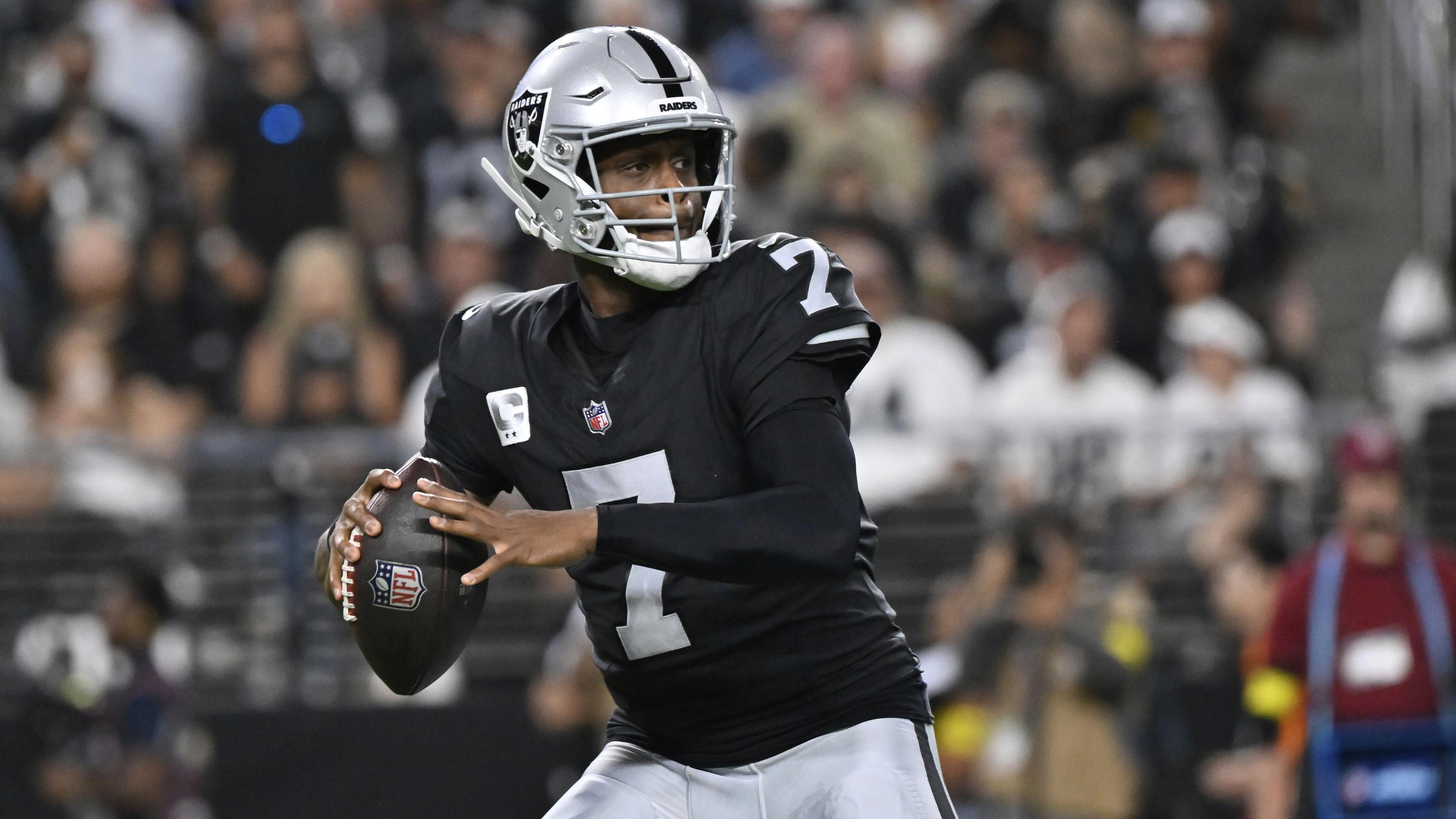 Raiders' Geno Smith Says He's 'Got to Be a Lot Better' After 3 INTs vs. Chargers