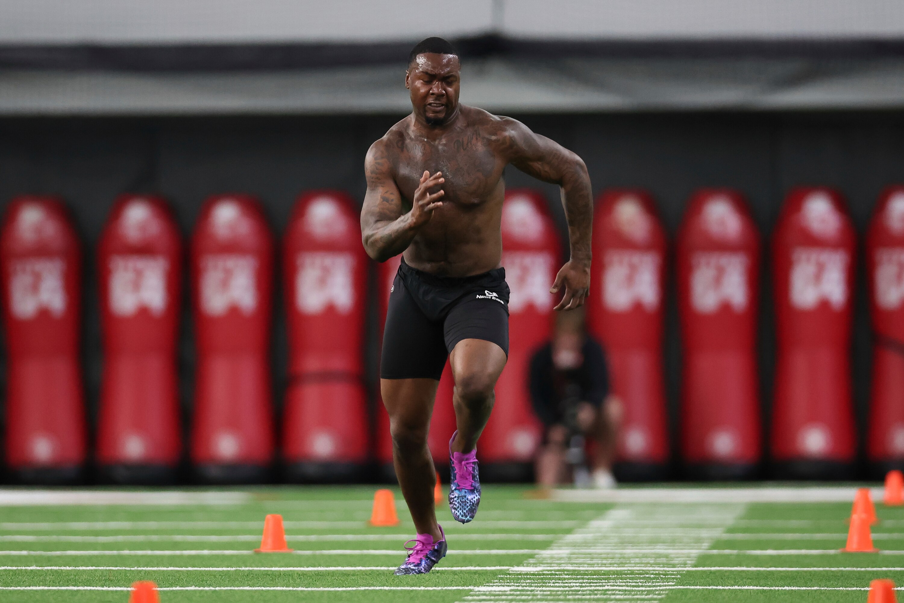 NFL Coach Predicts 'Physical as F--k' Mykel Williams to be Better Than ...