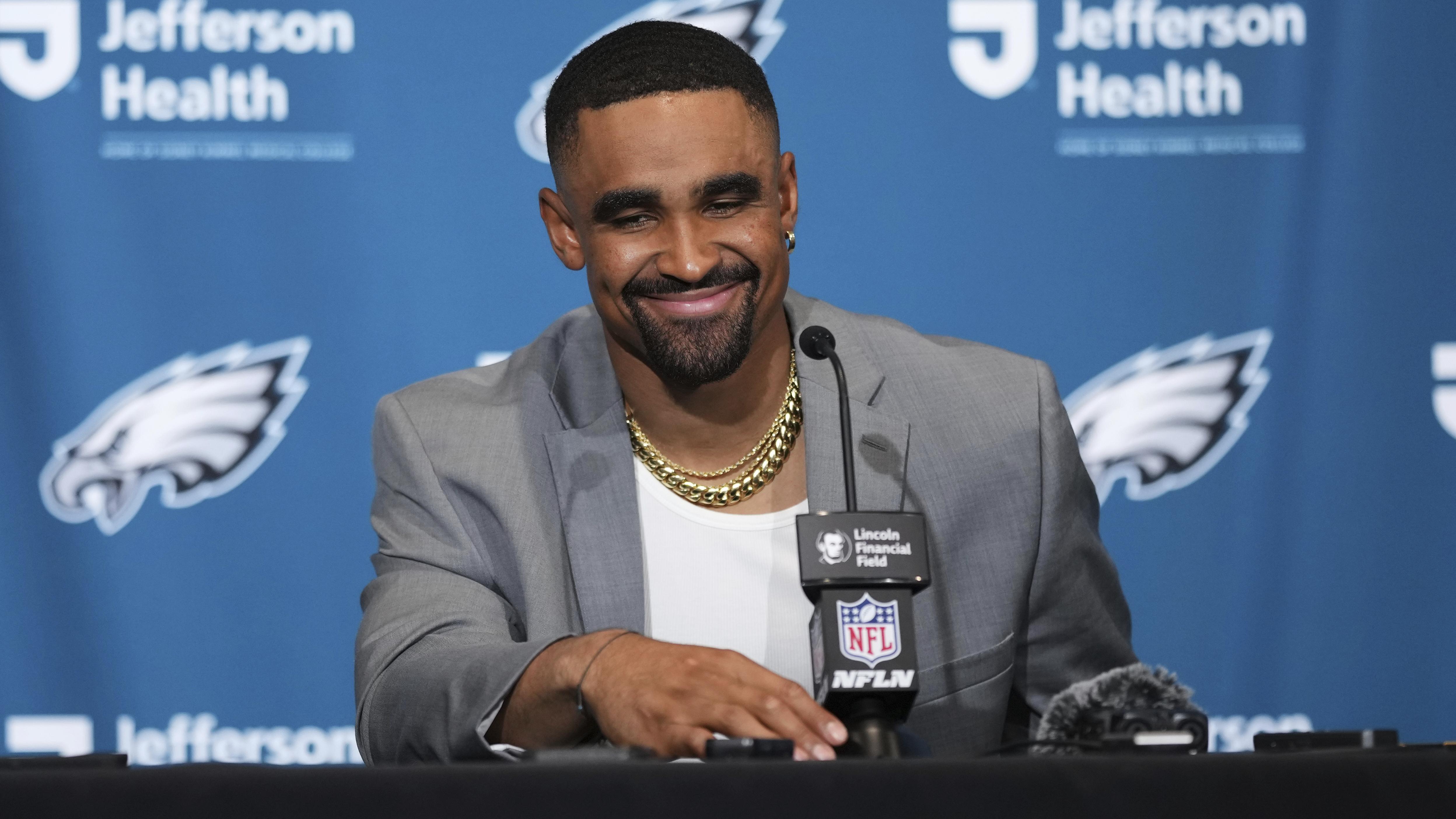 Jalen Hurts Says He Had to Win After Inviting Michael Jordan to Eagles-Cowboys